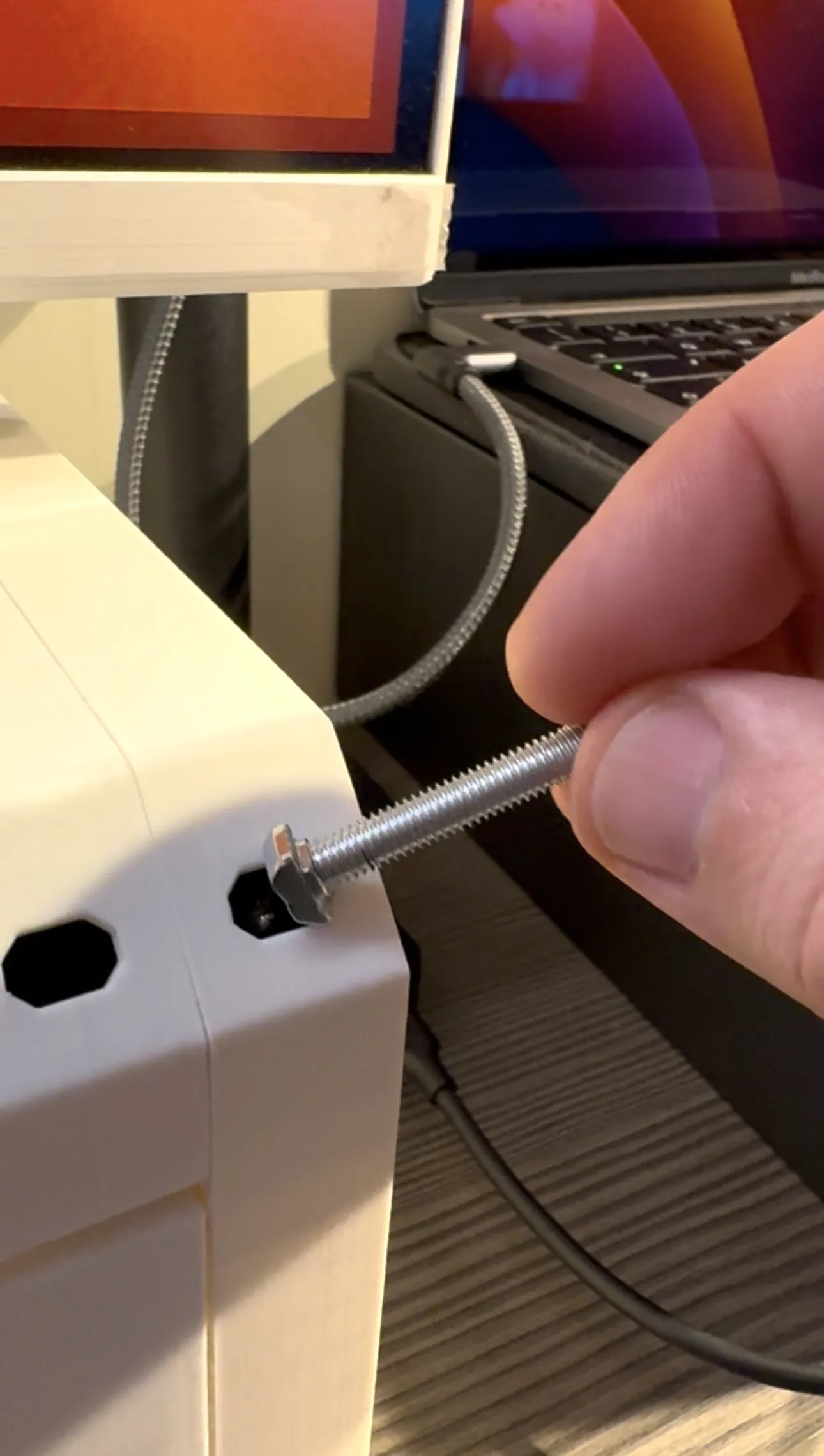 Infinity Monitor Riser | Fully Center-Suspended by Apumia MakerWorld ...