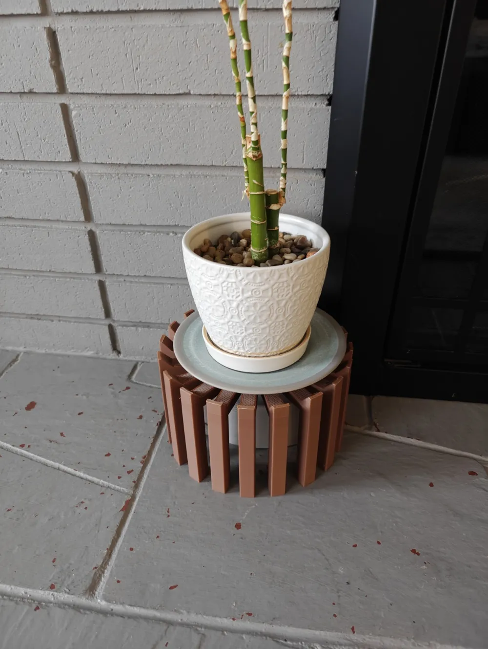 Planter riser stand by bcjan18 - MakerWorld