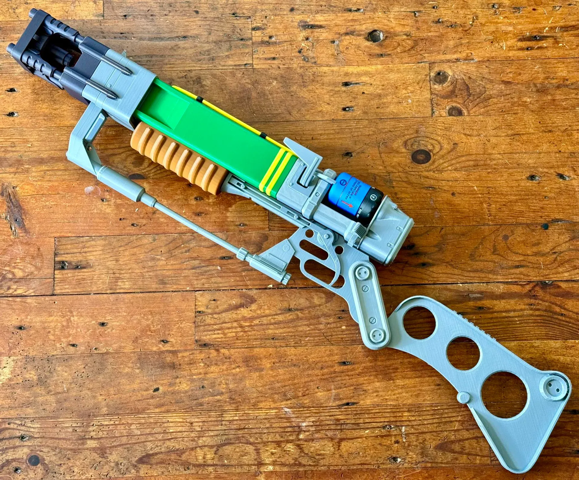 Fallout AER9 Laser Rifle 2025 UPDATE! - Free 3D Print Model - MakerWorld
