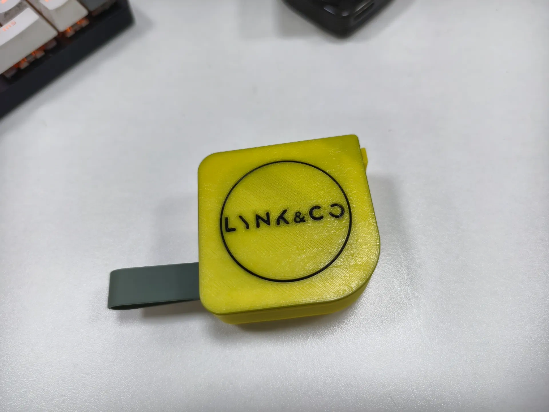 Lynk & Co 08 Car Key Tape Measure Case with Logo by α-氰基丙烯酸乙酯 - MakerWorld