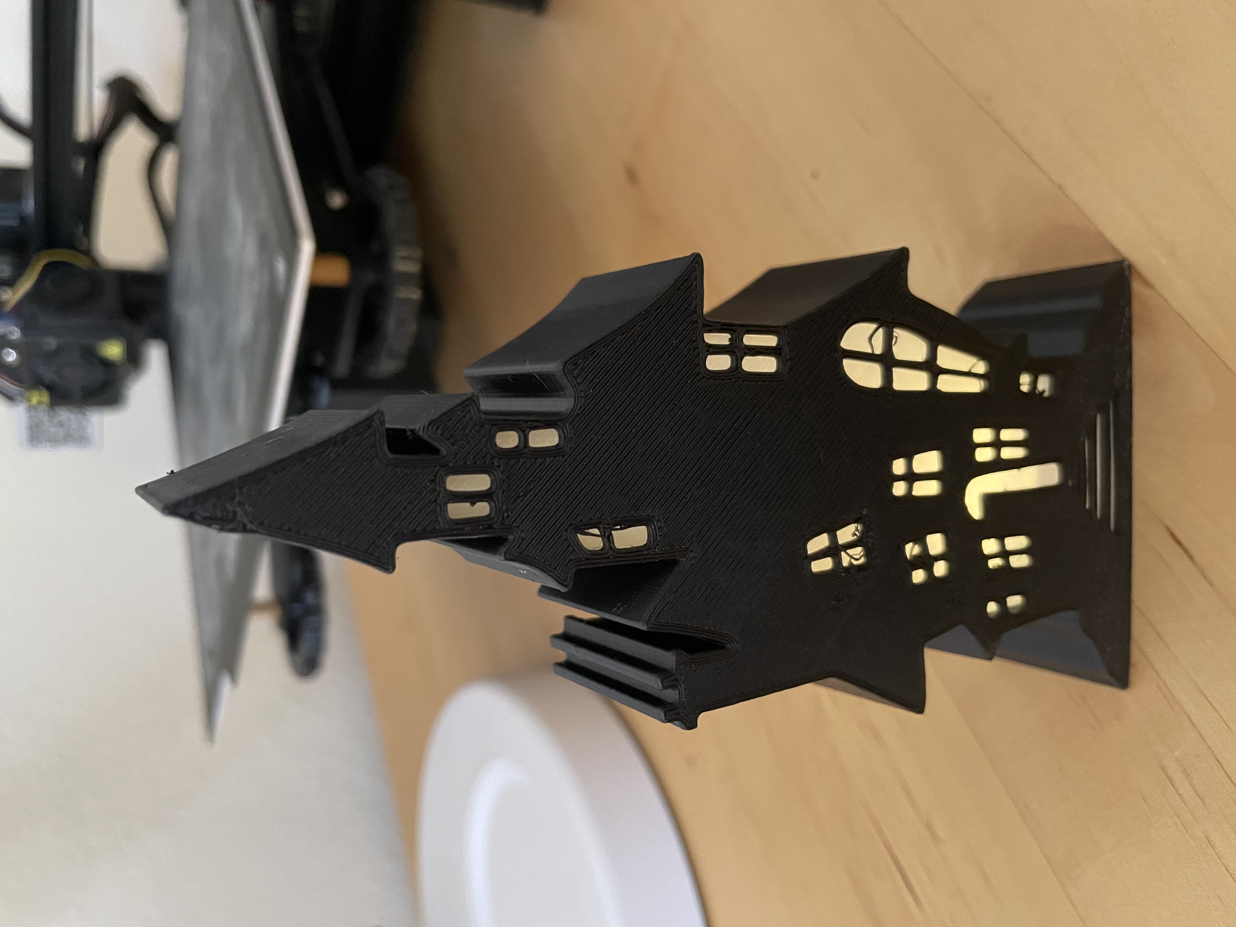 Spooky house by Iron_Modeler - MakerWorld