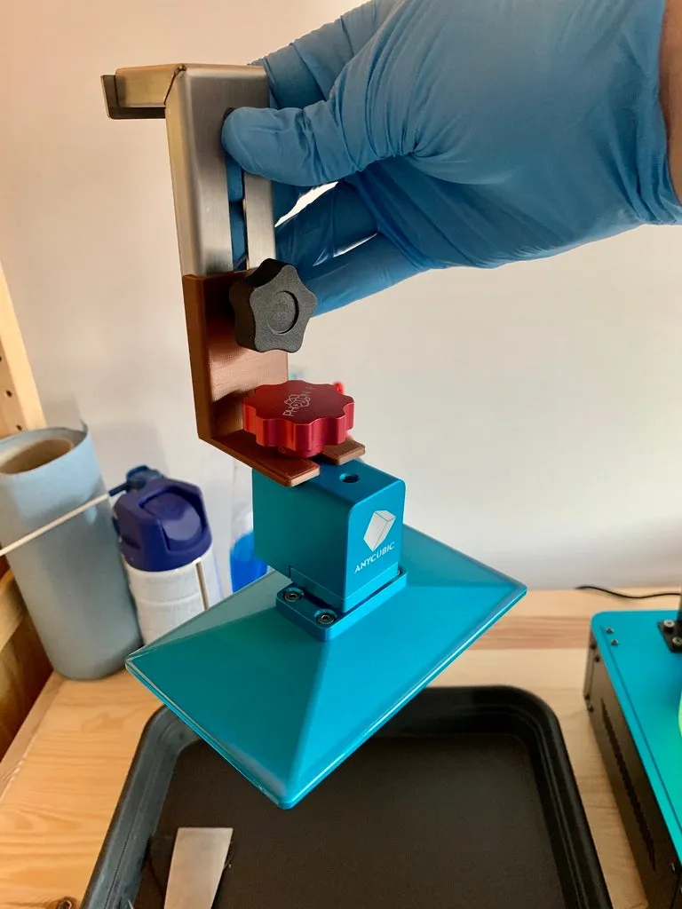 Anycubic Wash & Cure - Build plate adapter by injectx - MakerWorld