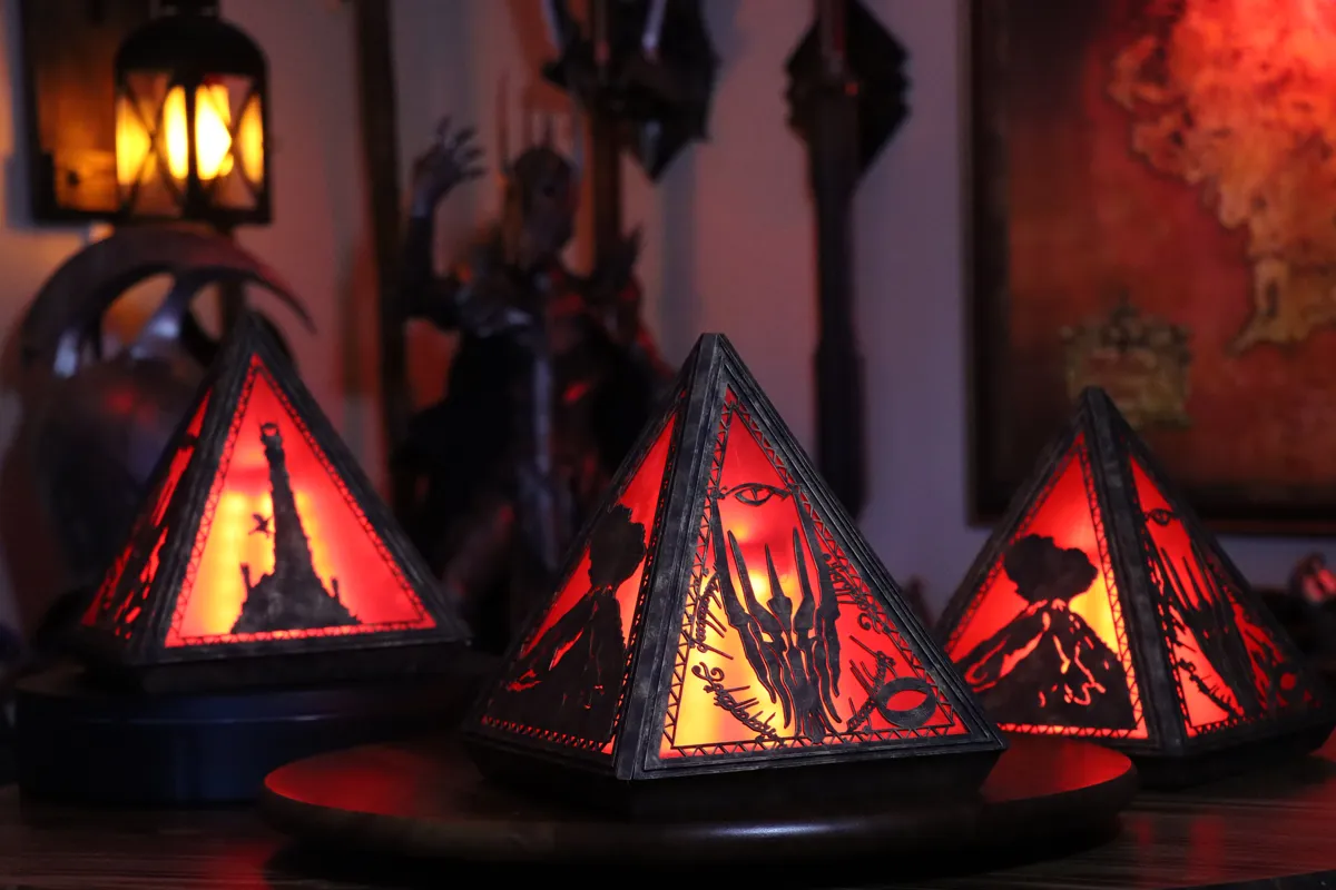 The Lord of the Rings Star Wars Holocron - Sauron Sith Holocron - Free ...