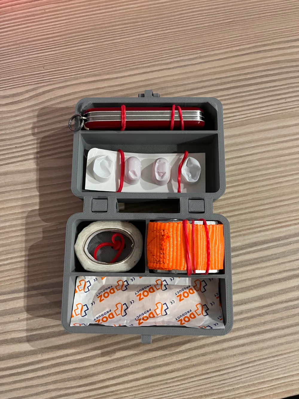 Every day carry medkit by user_2489354298 - MakerWorld