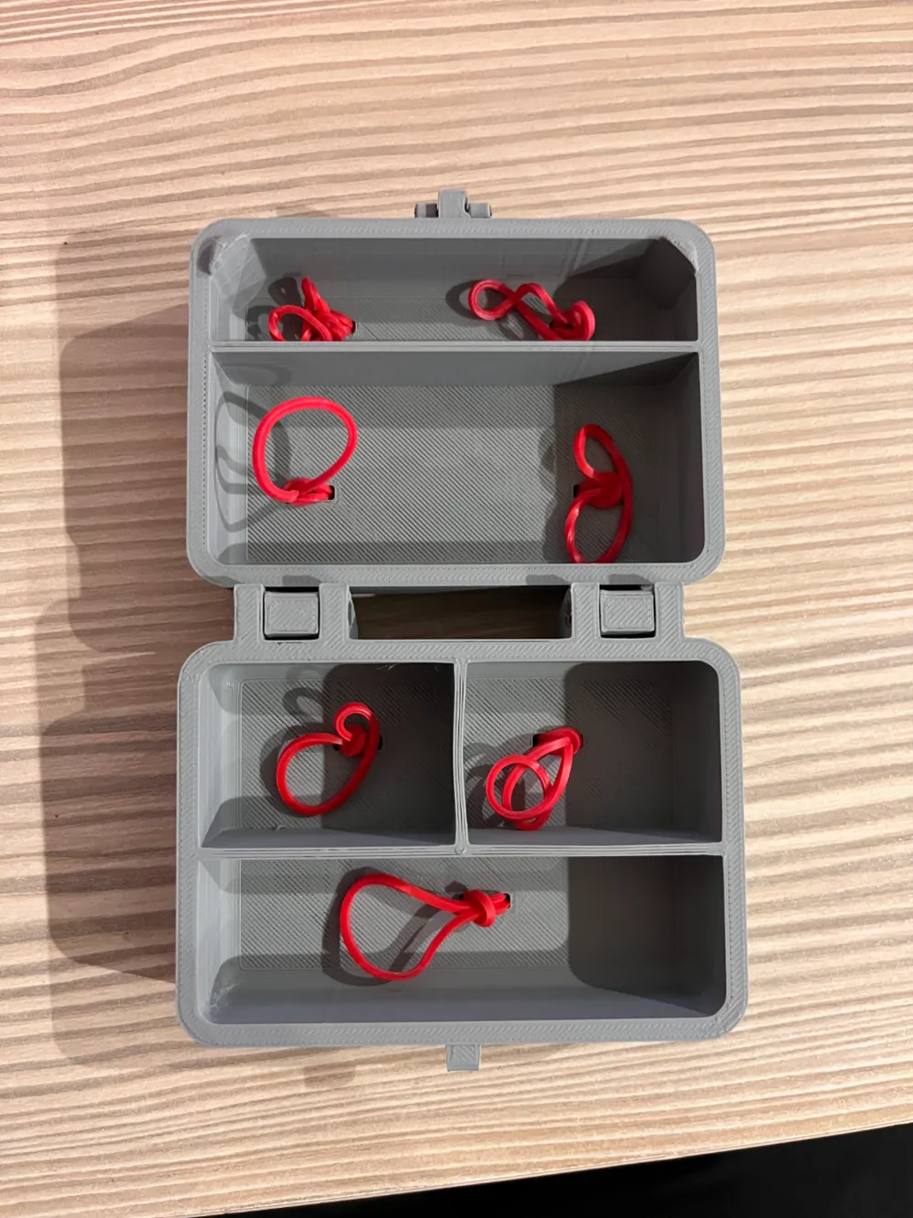 Every day carry medkit by user_2489354298 - MakerWorld