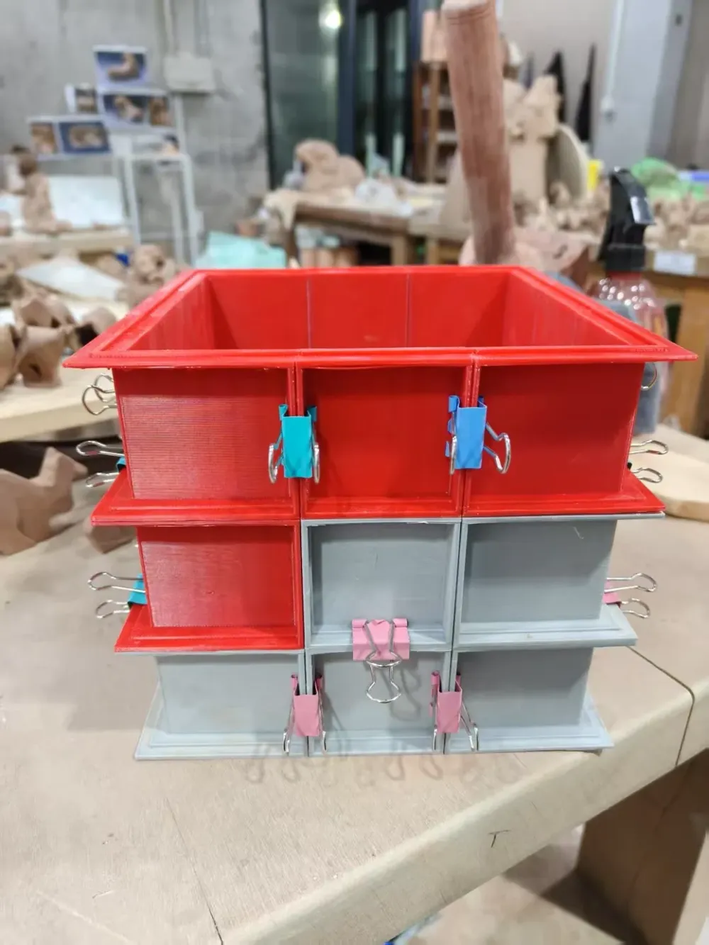 Free your hands and effortlessly create molds! A DIY multi-functional ...