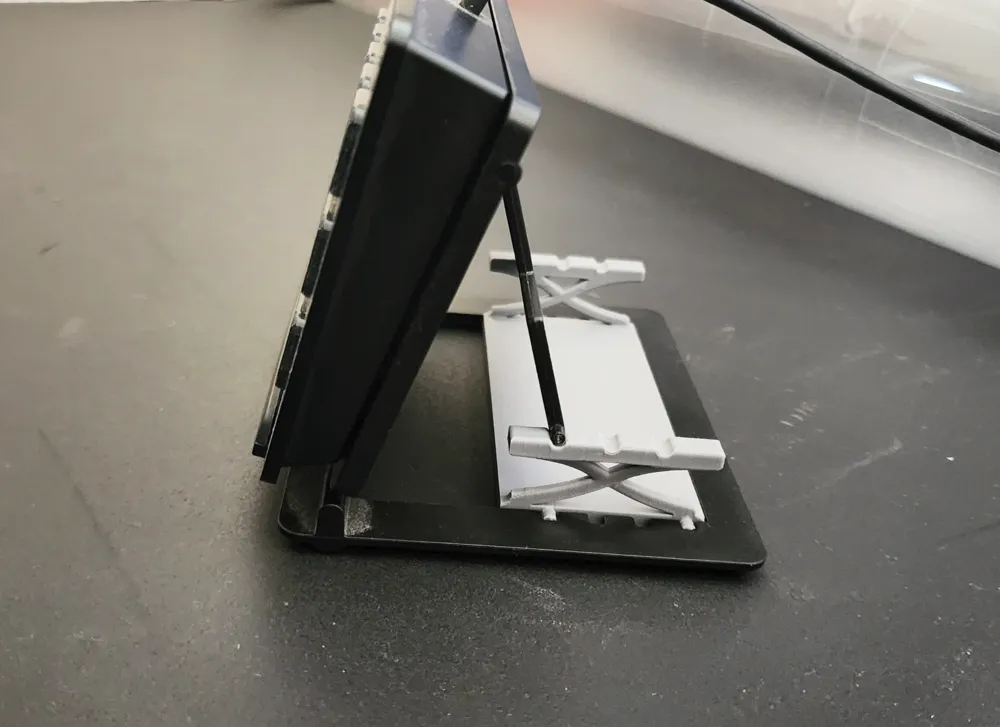 Stream Deck Riser by 1nv4lid_us3r MakerWorld: Download Free 3D Models
