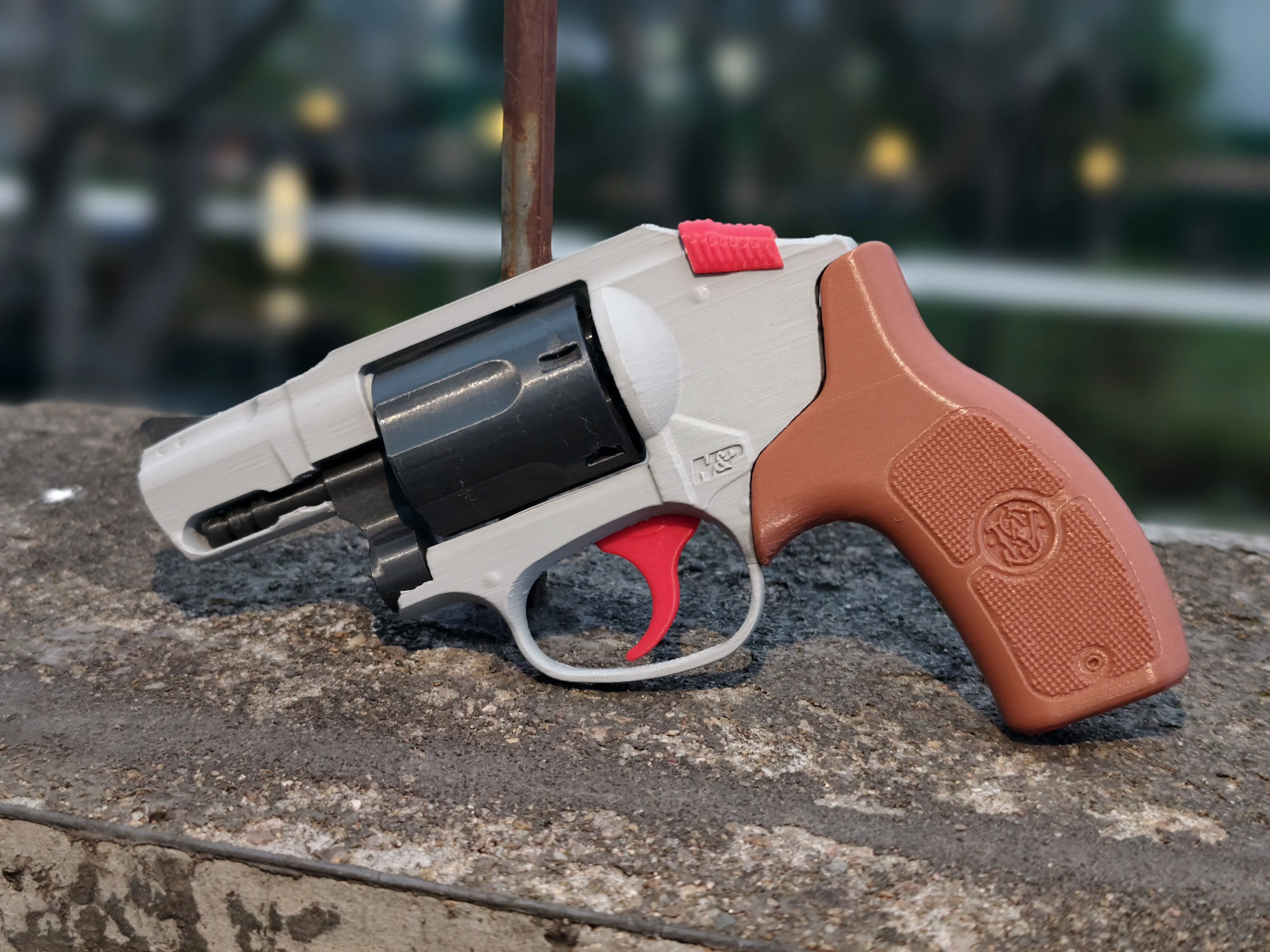 s&w bodyguard .38 Revolver Fidget Spinner toy by 补补觉去 MakerWorld ...