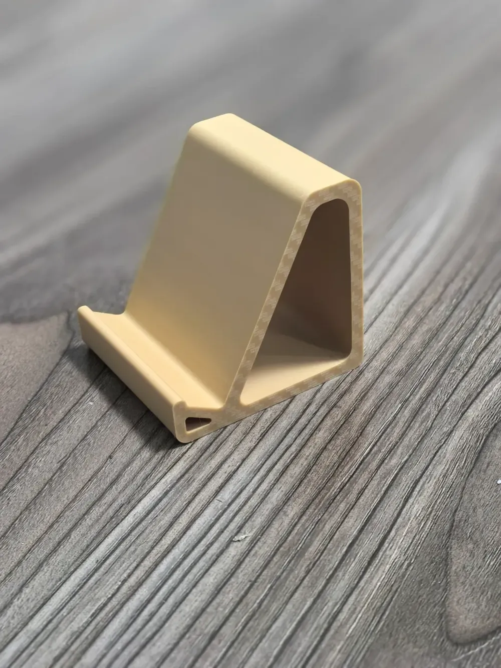 Simple Phone Stand by kefan MakerWorld: Download Free 3D Models