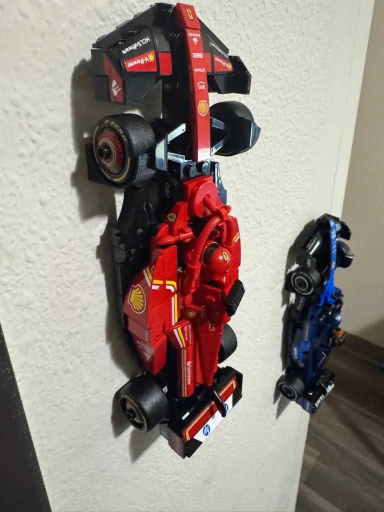 Brick Speed Champions F1 wall mount by Andrew Garton - MakerWorld