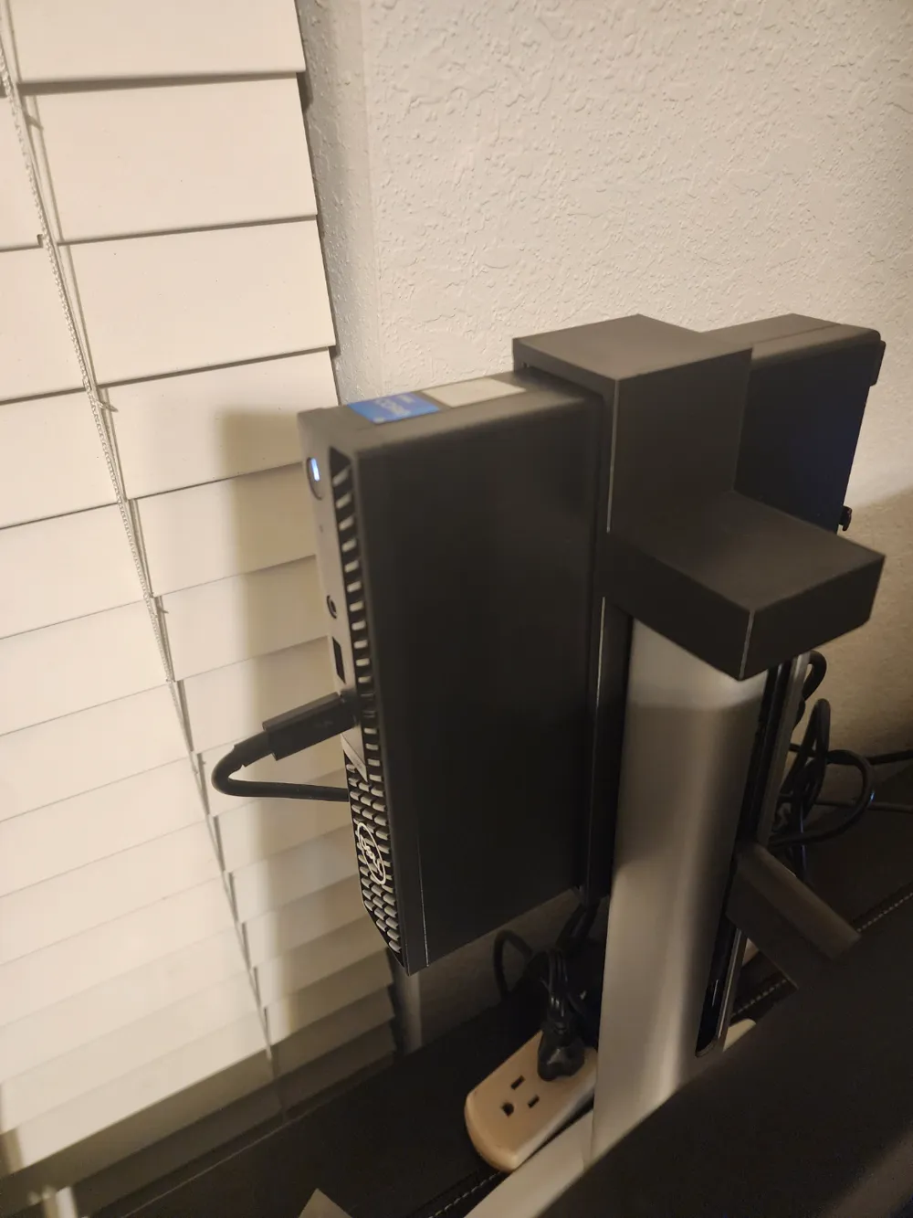 Dell Micro Optiplex Mount by jdb1319 - MakerWorld