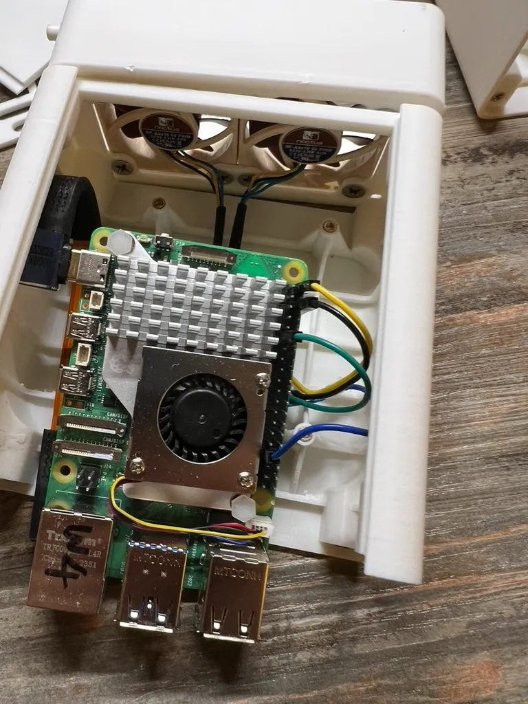 North Pi case with adjustable stands for rpi by Unadon - MakerWorld