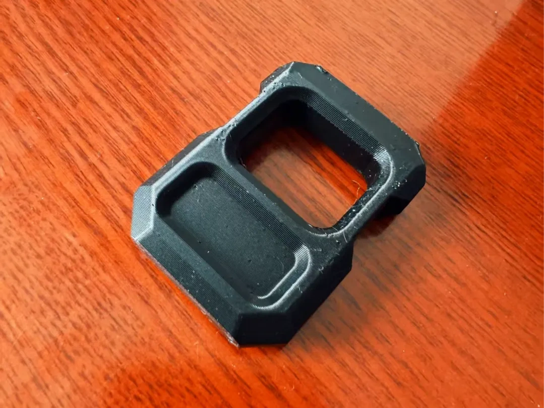 Brass Knuckles Starko 8Bit EDC von 赛博道士超度AI游魂 - MakerWorld