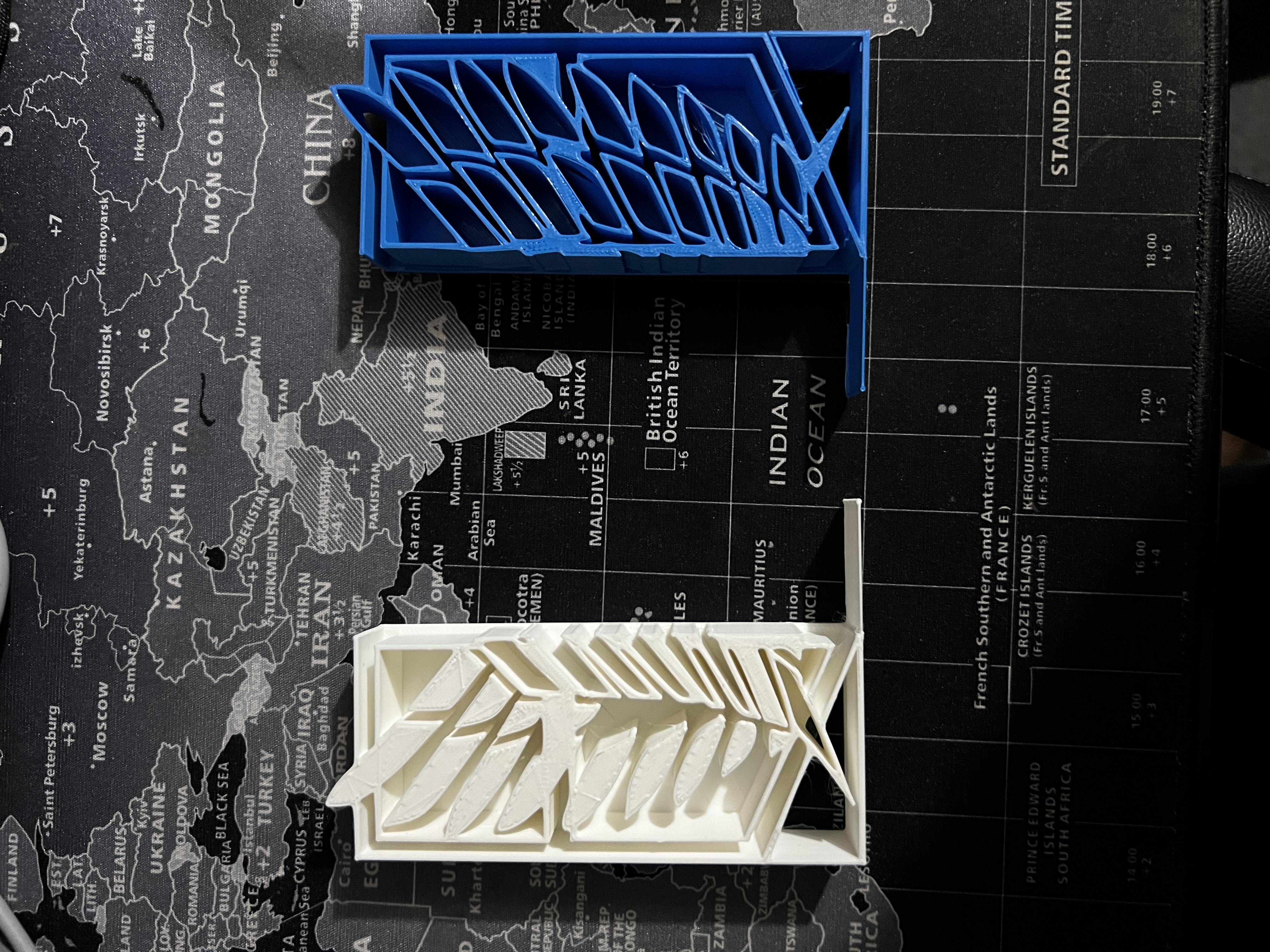 Wings of Freedom Bookends by FROSTYPRINT - MakerWorld