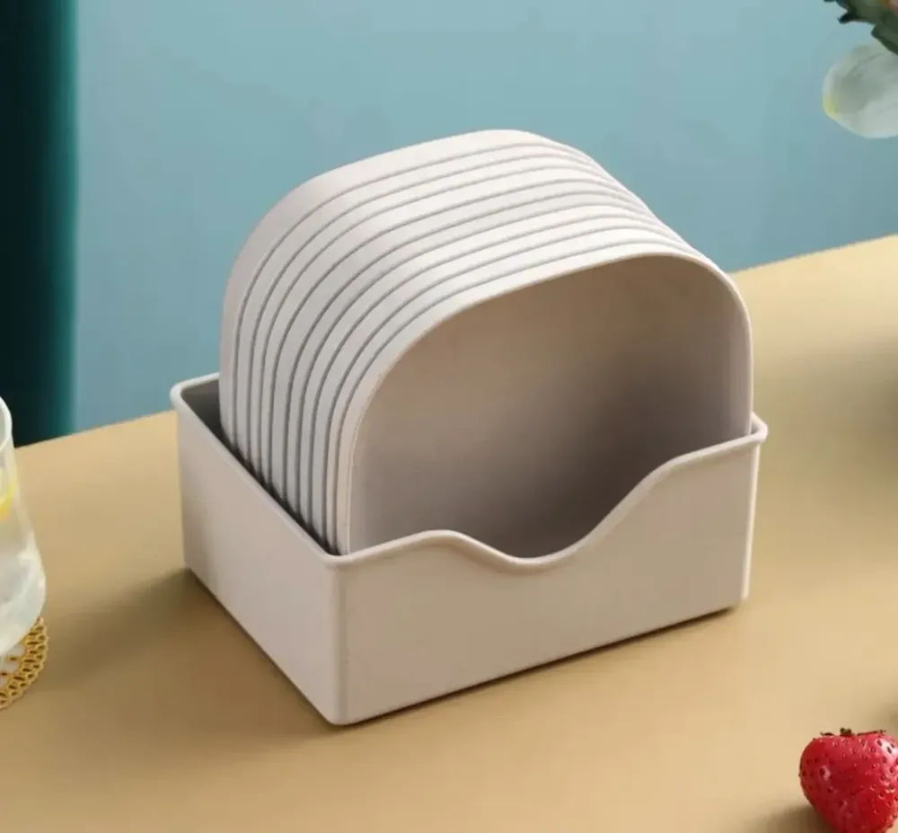 Heart-shaped, round, and square bone dishes, snack dishes with storage ...