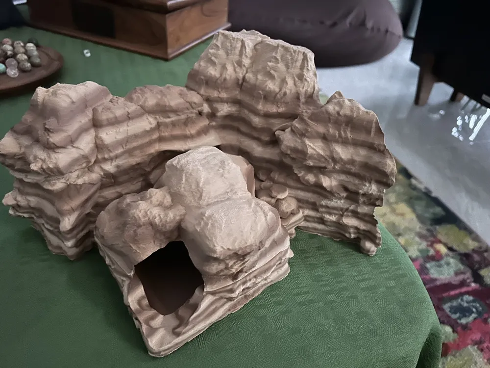 Lizard/Gecko cave/hide/rock wall by techyzone MakerWorld: Download Free ...