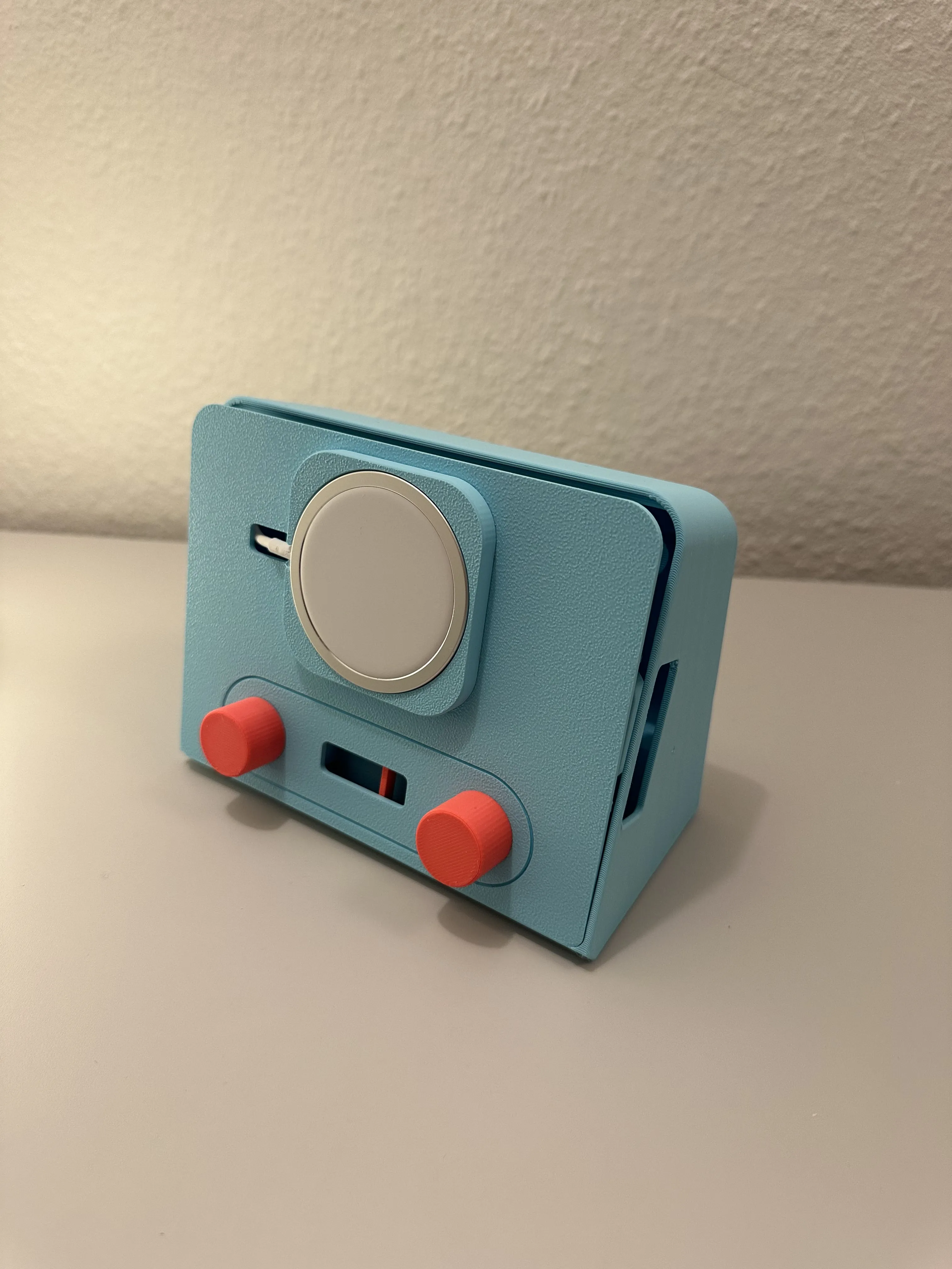 Retro Radio MagSafe Charger - Free 3D Print Model - MakerWorld