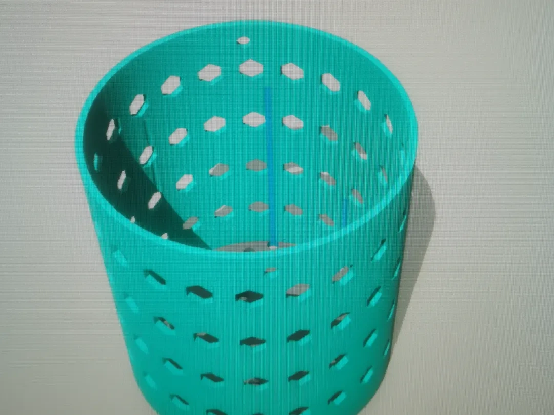 Fish Baby Protection Bucket by user_2979939425 - MakerWorld