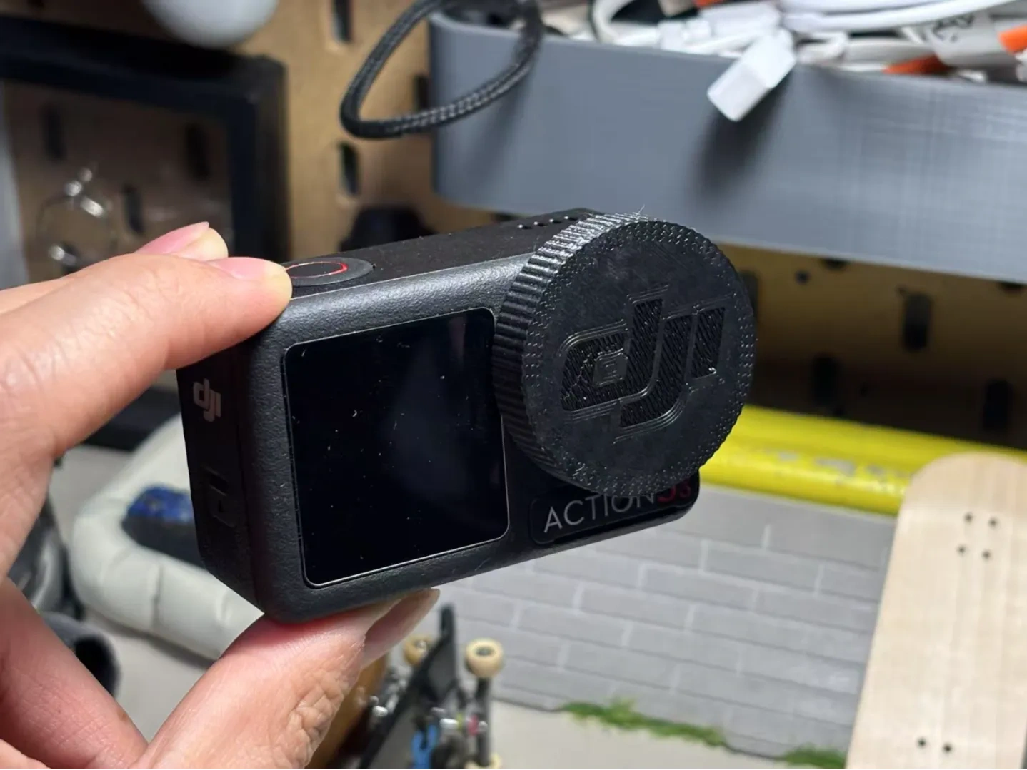 DJI Action 5 Pro Lens Cover by Dennis - MakerWorld