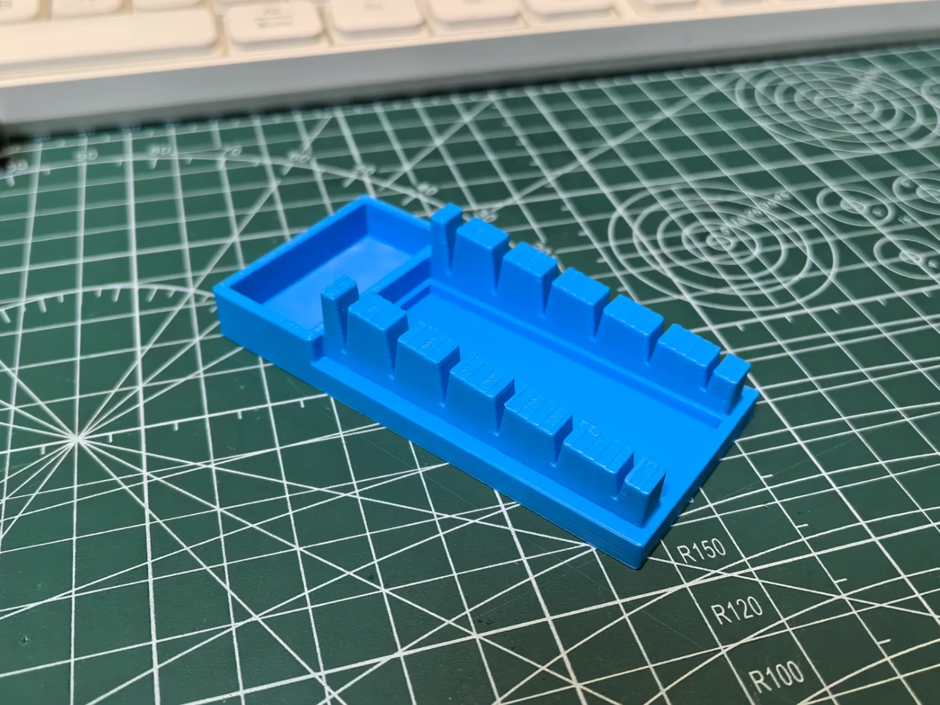 Wire Welding Fixture, Soldering Assistant by JuliusGBMakerWorld ...