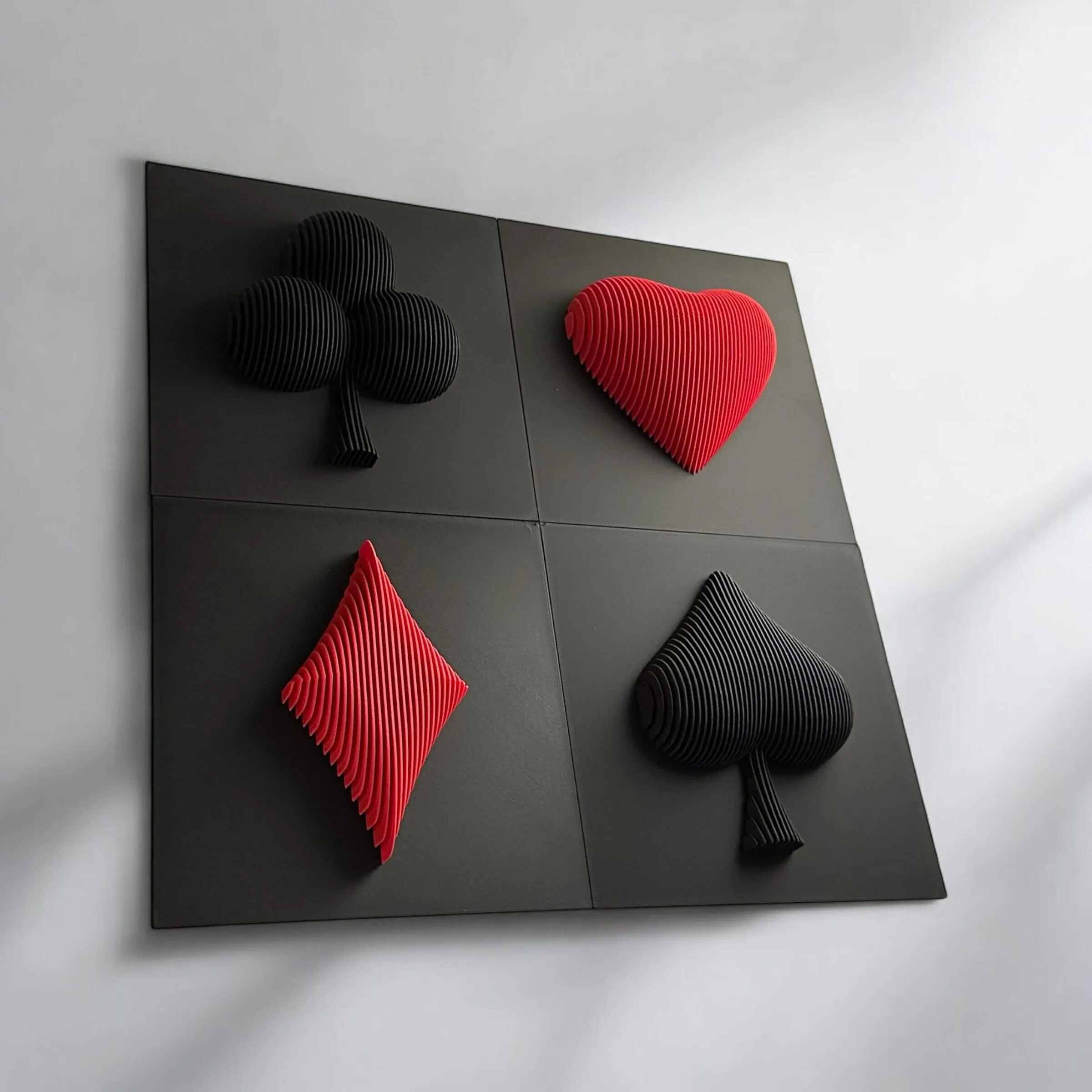 Chess Queen Layered Sculpture by TreeD-prints MakerWorld: Download Free ...