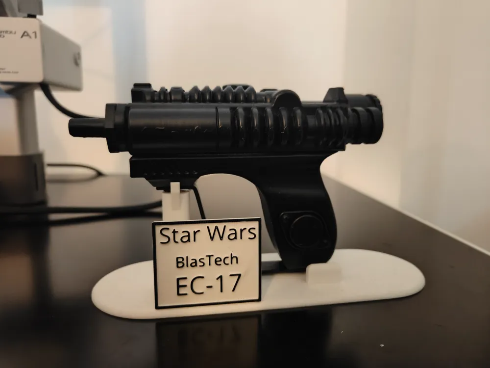 Star Wars EC-17 Scout Blaster with Stand by NoEmo7ion MakerWorld ...