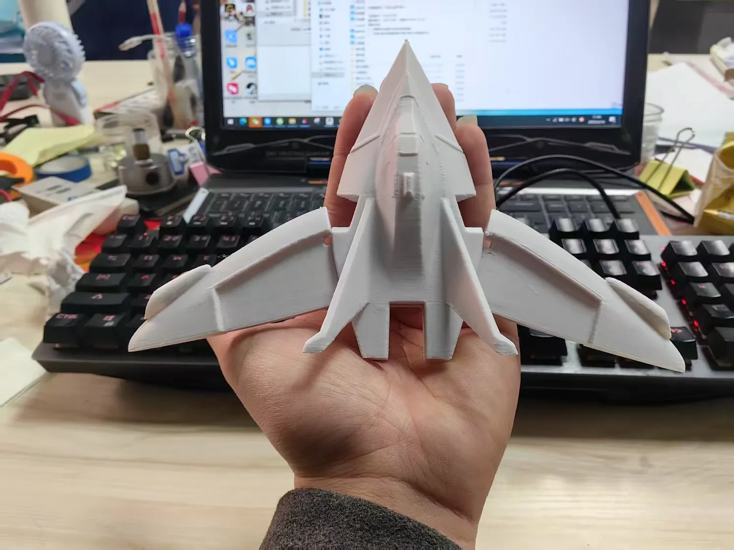 Victory Falcon 1, detailed version with movable wings, classic Ultraman ...