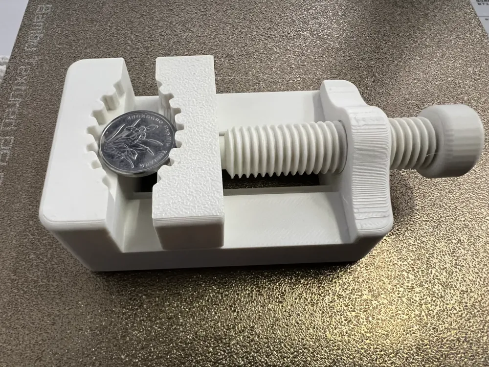 Coin Cleaning Fixture/Clamp by 88888 MakerWorld: Download Free 3D Models