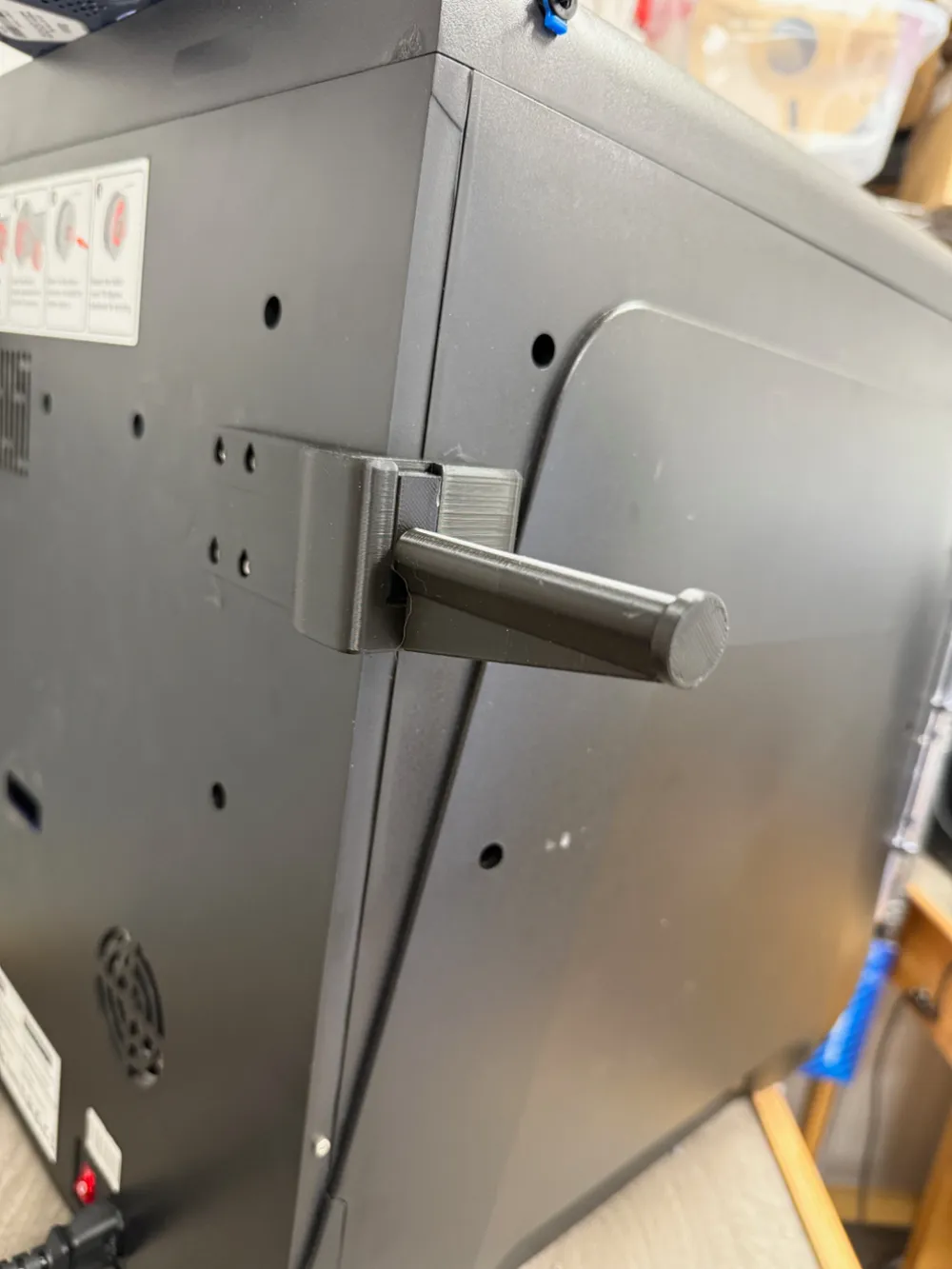 Qidi Tech Q1 Pro Side Mount Spool Holder by Larz21 MakerWorld: Download ...