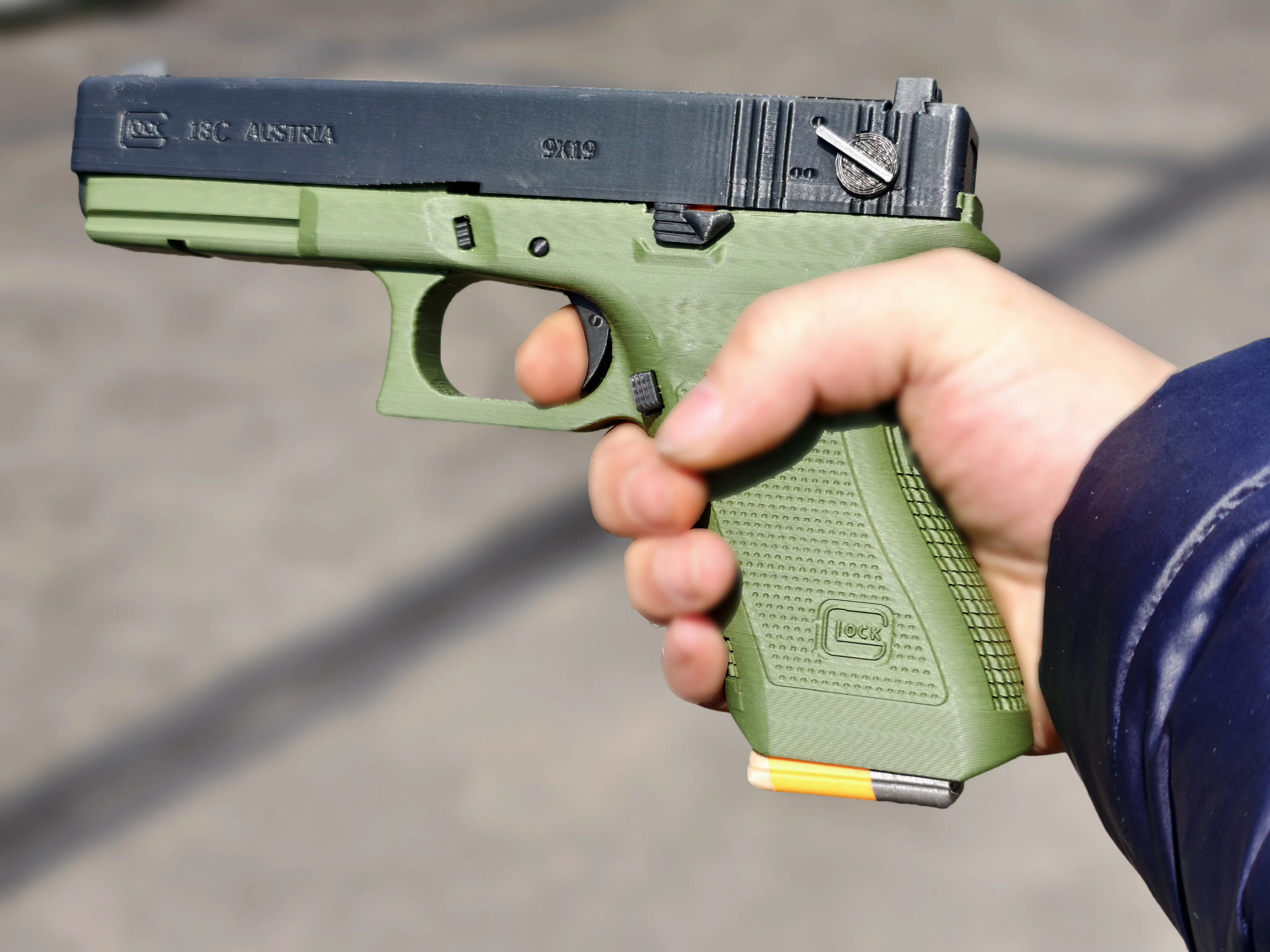 Glock G18c Toy pistol(No move or launch) - Free 3D Print Model - MakerWorld