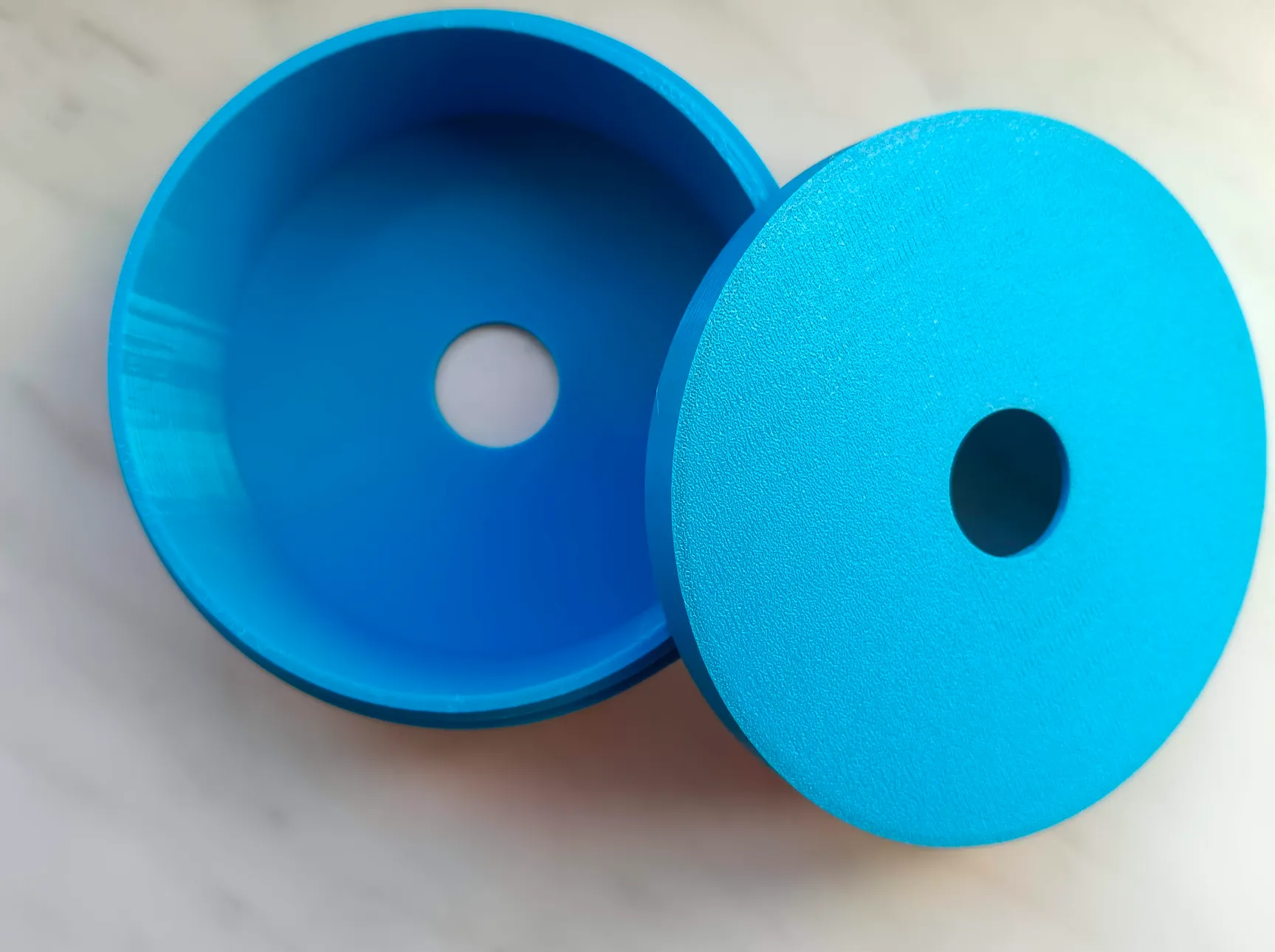 round box with threaded lid - Free 3D Print Model - MakerWorld