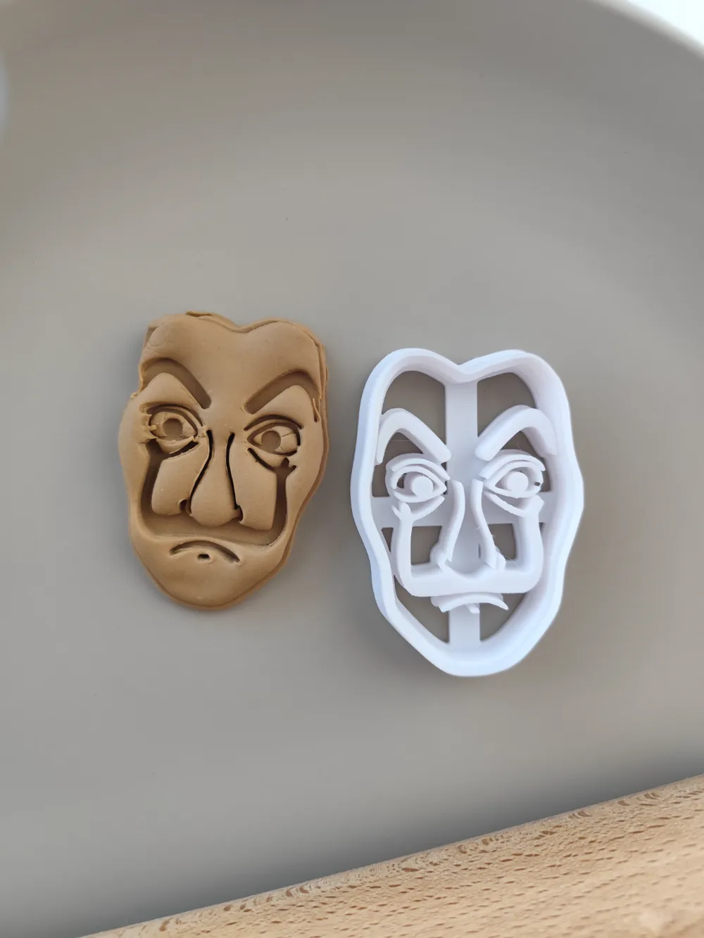 Salvador Dali Money Heist Mask Cookie Cutter by MagicArtValley - MakerWorld