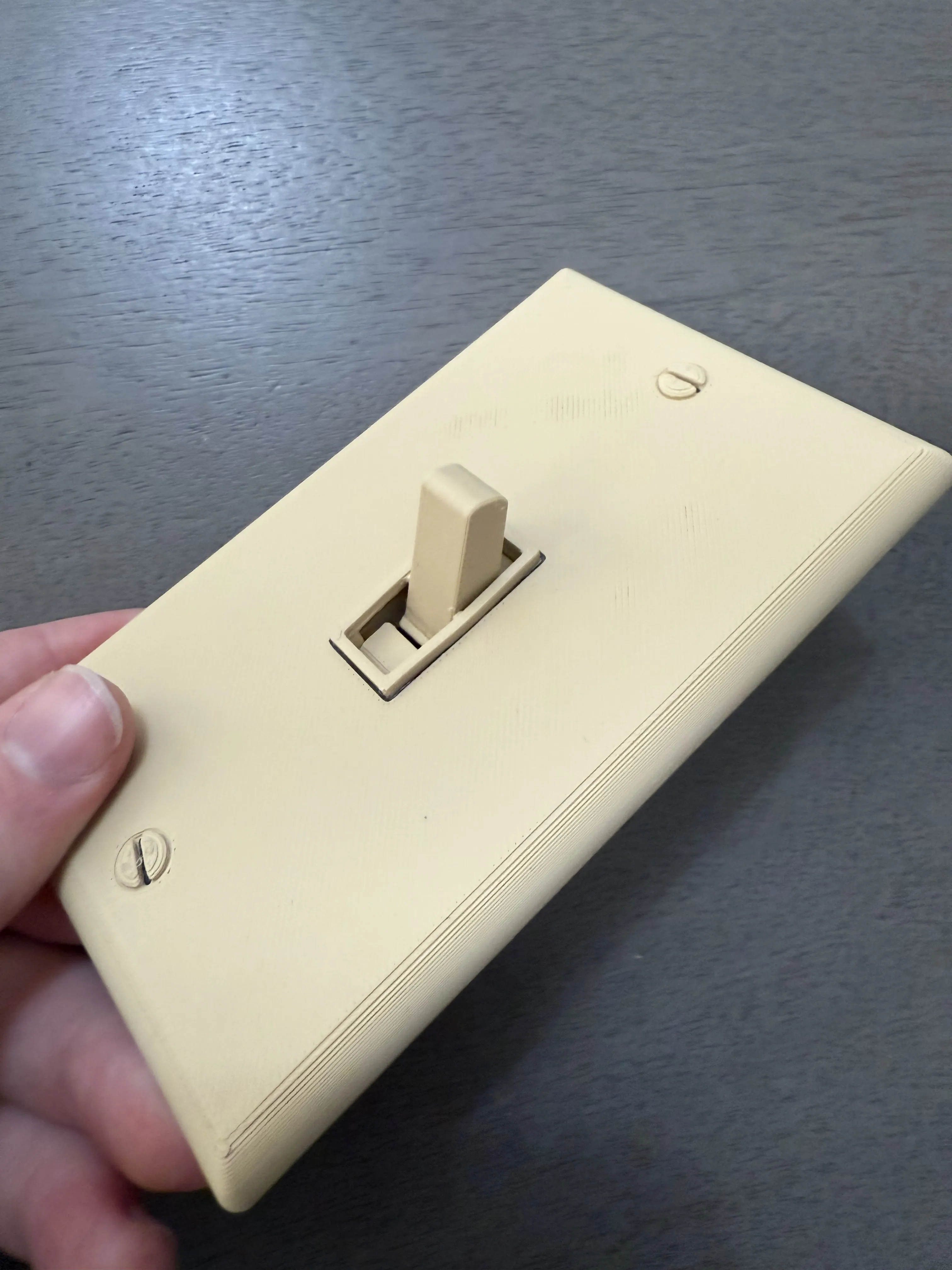 Ultrarealistic Fake Light Switch - Moves like real - Free 3D Print ...