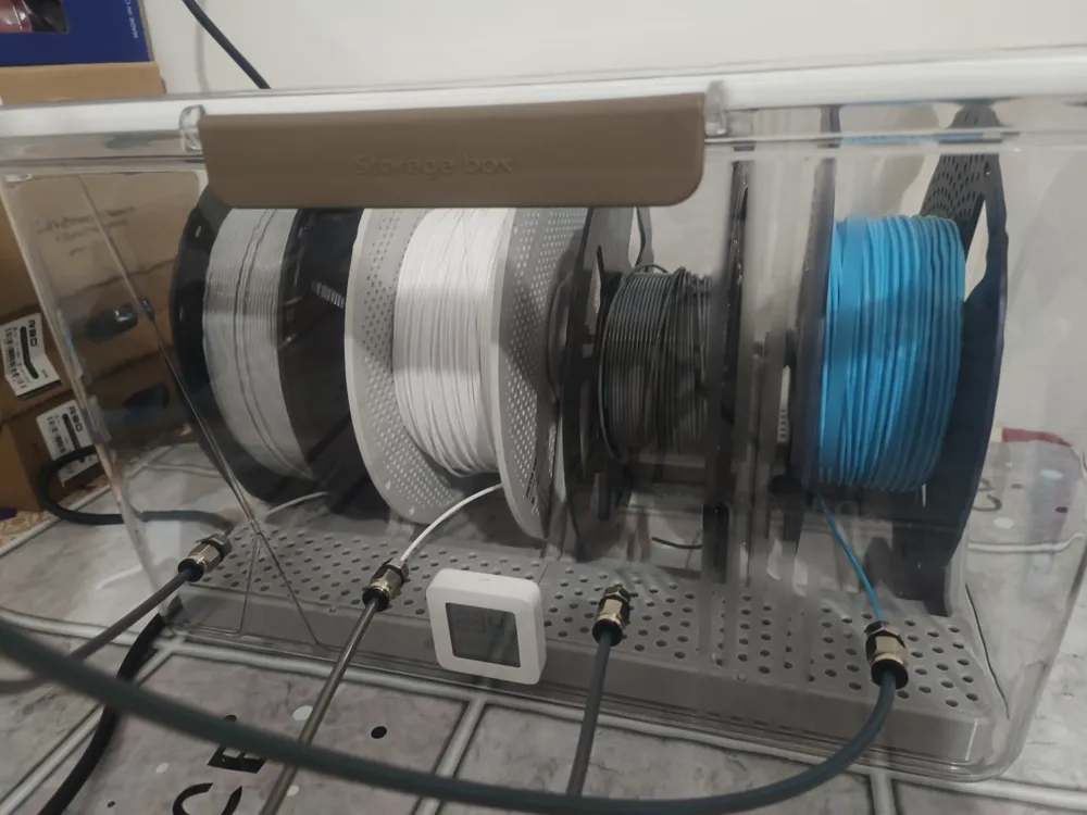 Four-Spool Enclosure Spool Holder by 灰色信笺 - MakerWorld