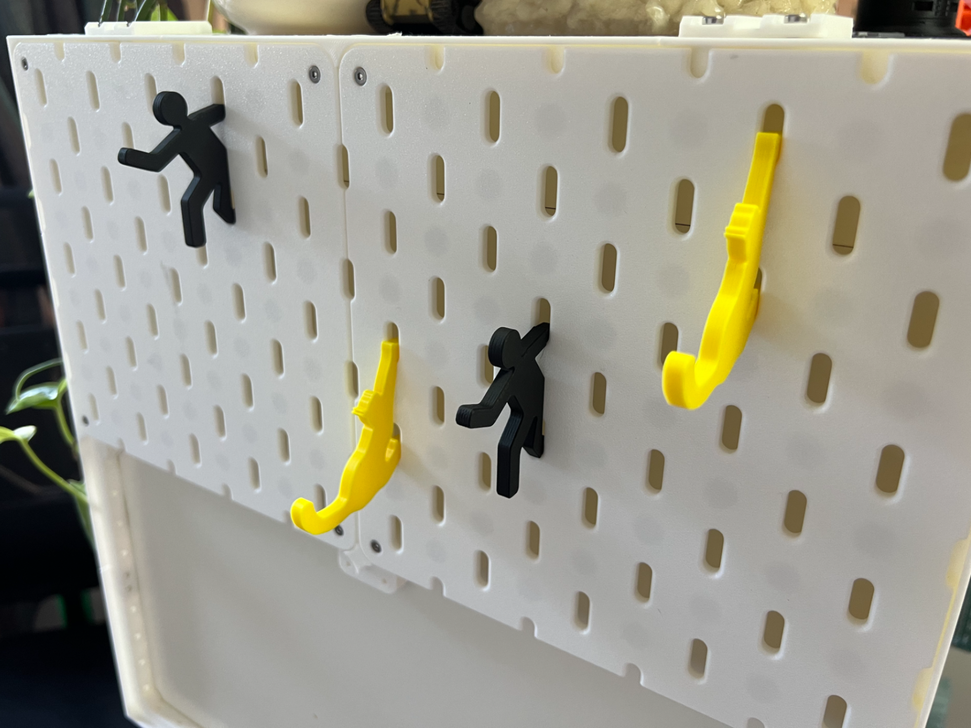 Infinitely Expandable Skadis Pegboard by zysparta MakerWorld: Download ...