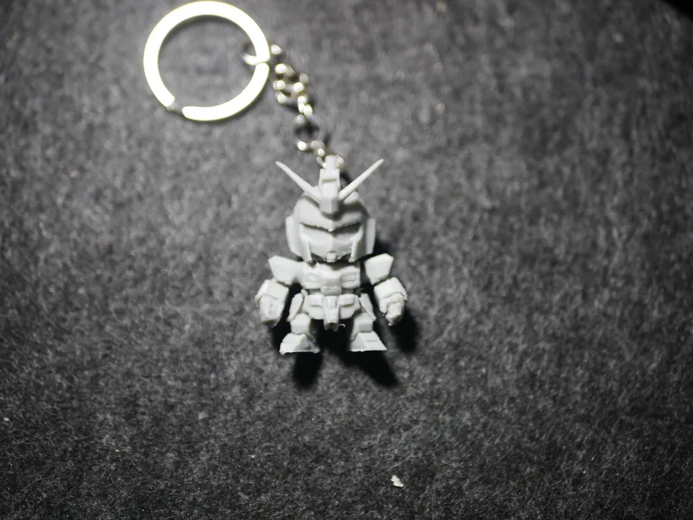 Miniature Gundam Robot Pendant by Chocobo - MakerWorld