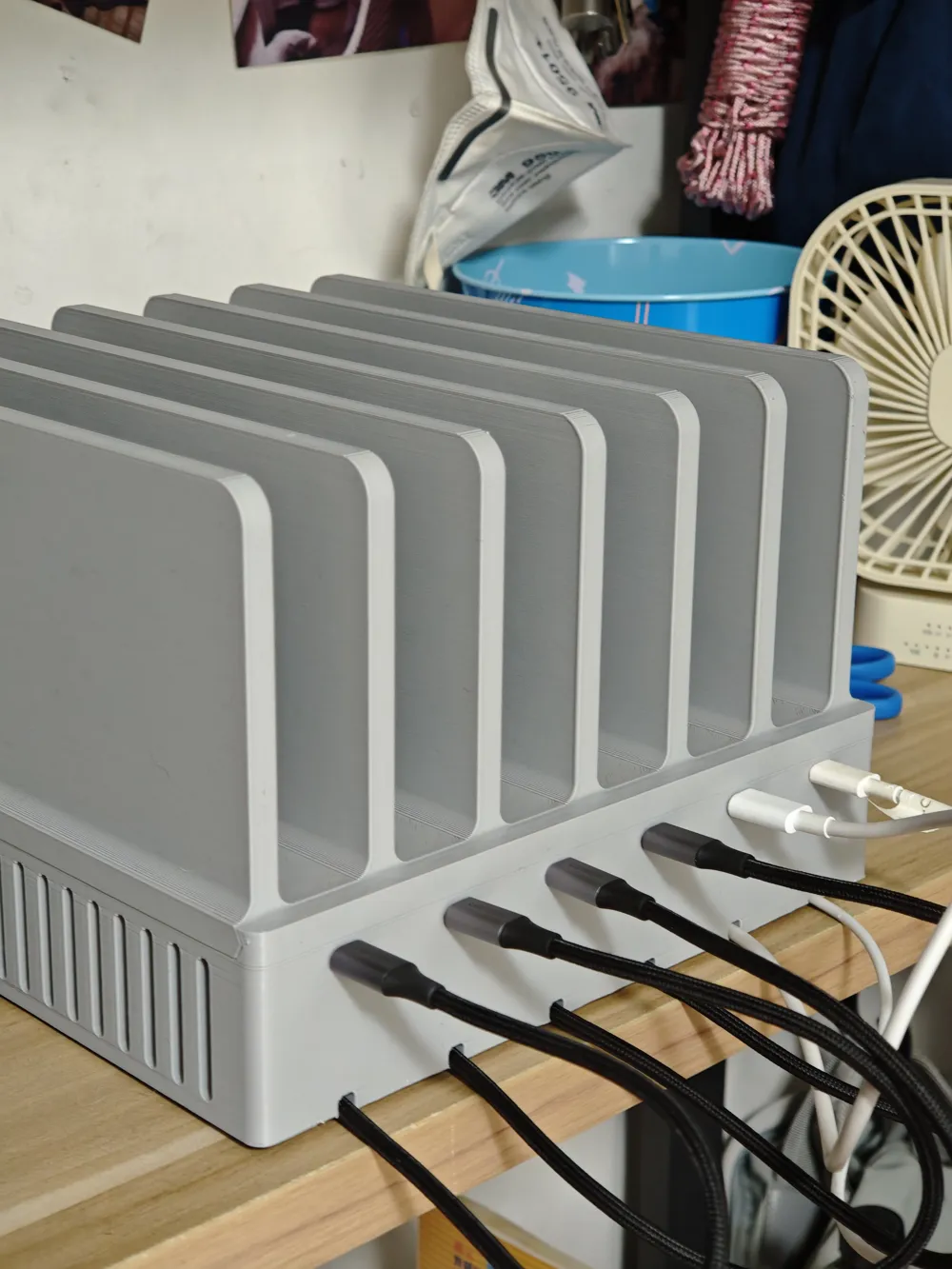 (Over-engineered) Laptop Charging Station by delock MakerWorld ...