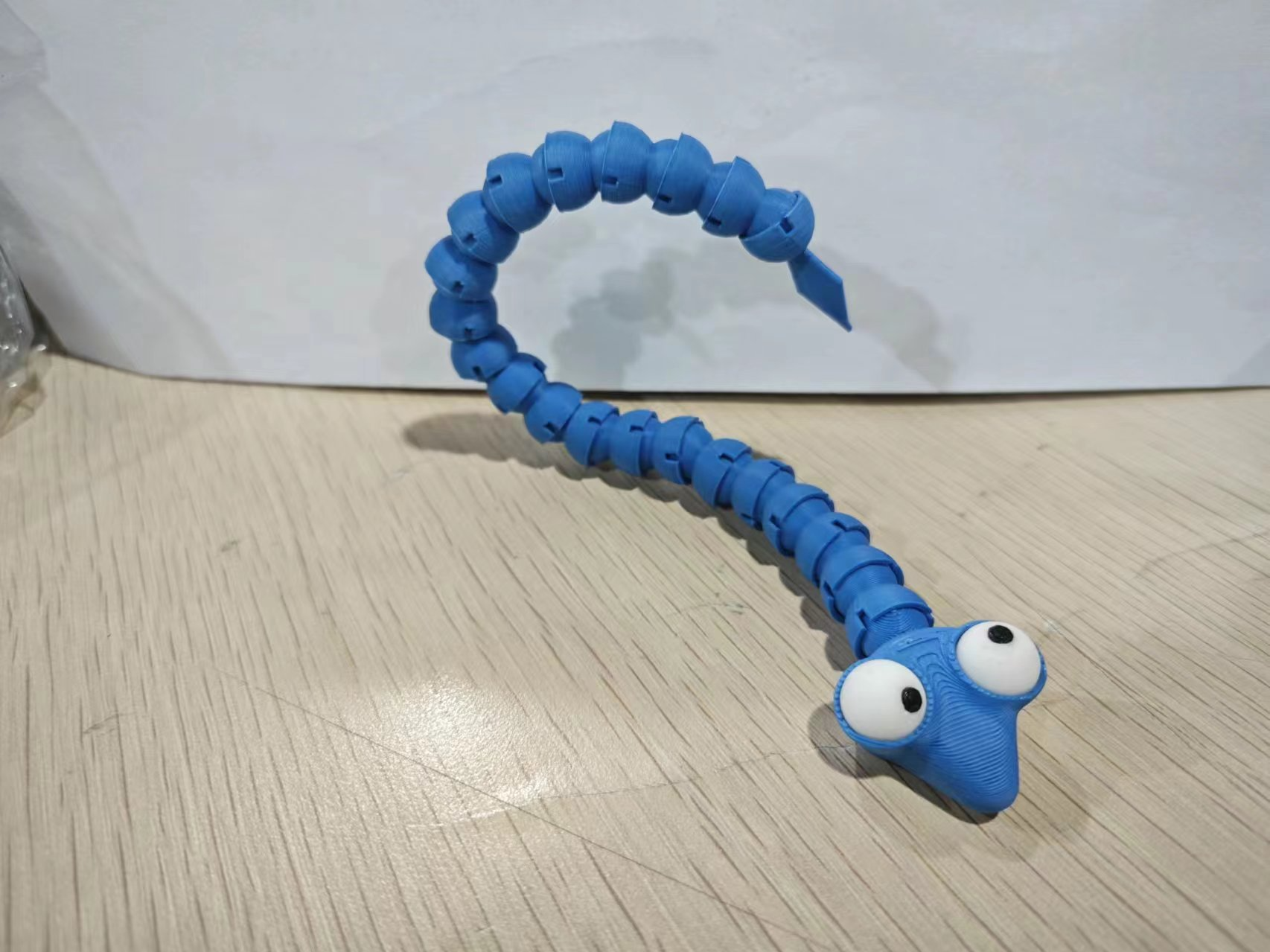 Snake-Twisting Snake by 骆驼爱上猫 MakerWorld: Download Free 3D Models