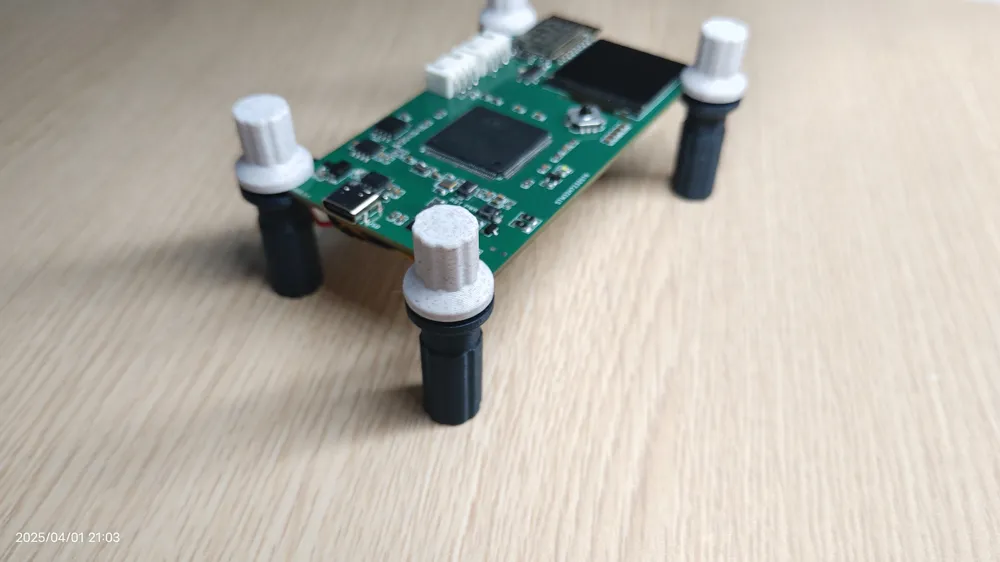 PCB Corner Mounting Pillars (Xia Lin Pillars) by 灰鸟岩 - MakerWorld