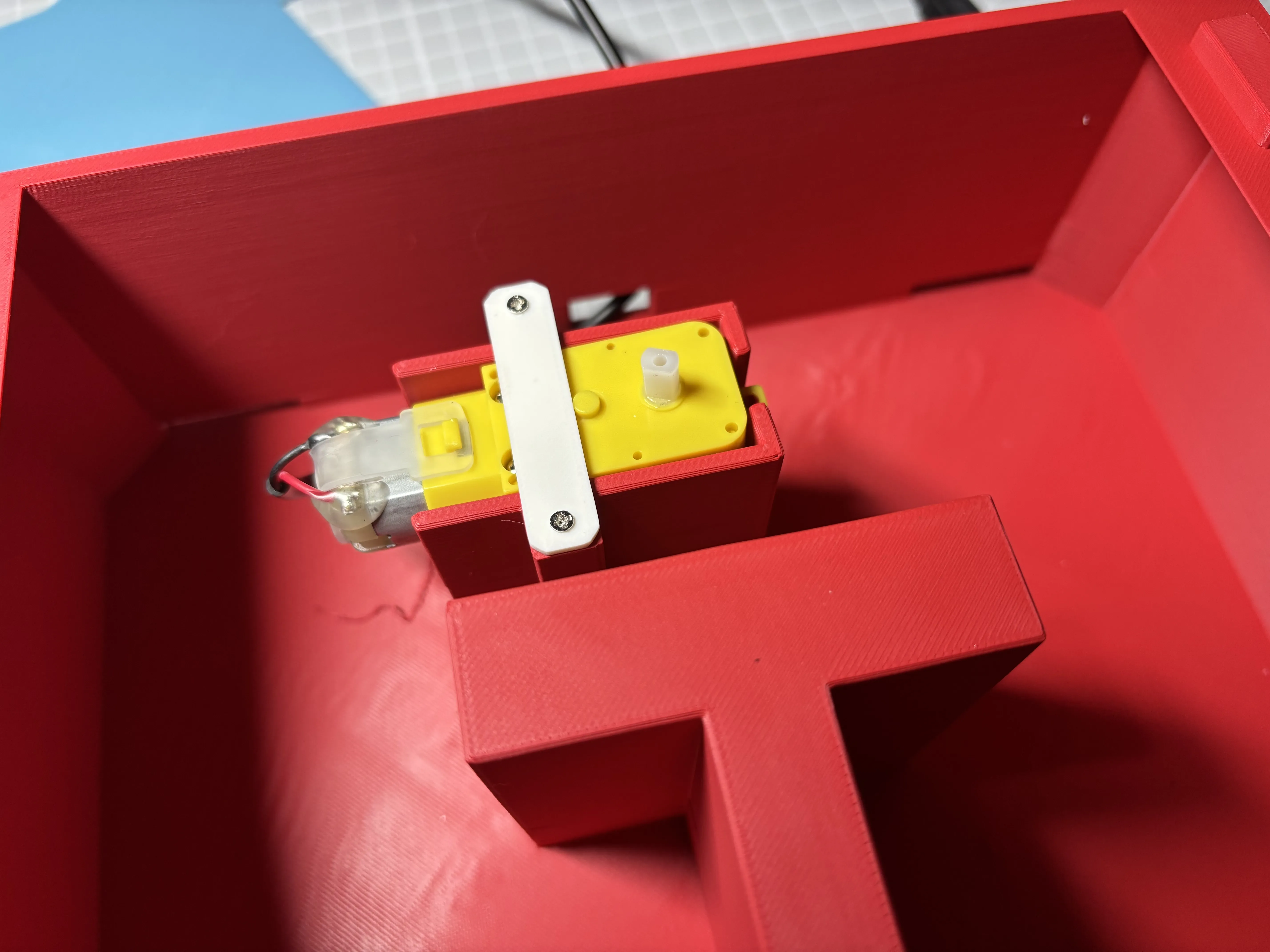 Coin Pusher Royal - Free 3D Print Model - MakerWorld