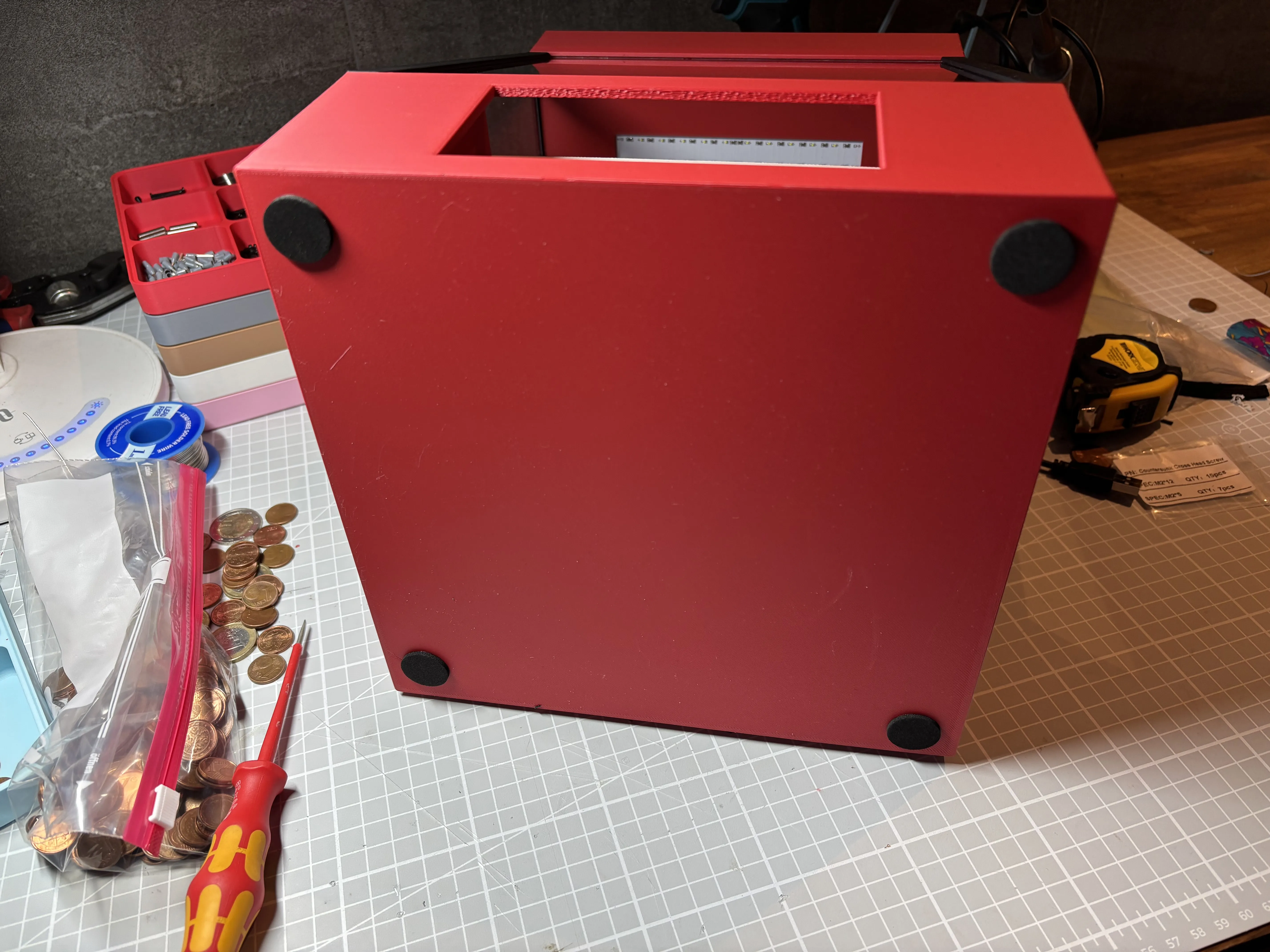 Coin Pusher Royal - Free 3D Print Model - MakerWorld