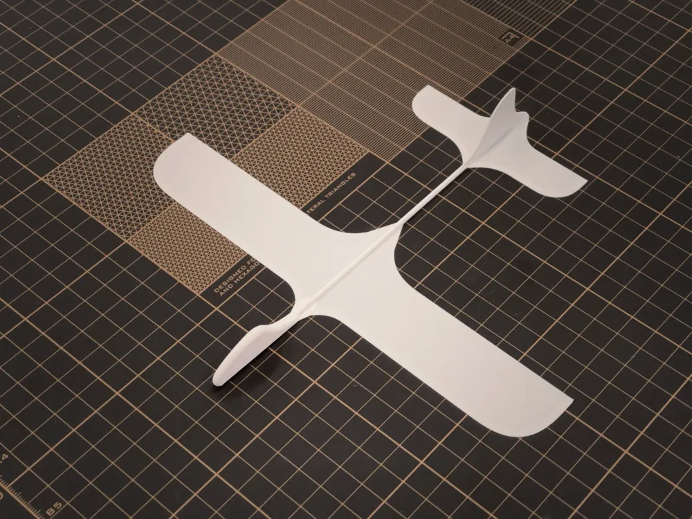 Lightweight Glider by SUiTHiNK MakerWorld: Download Free 3D Models