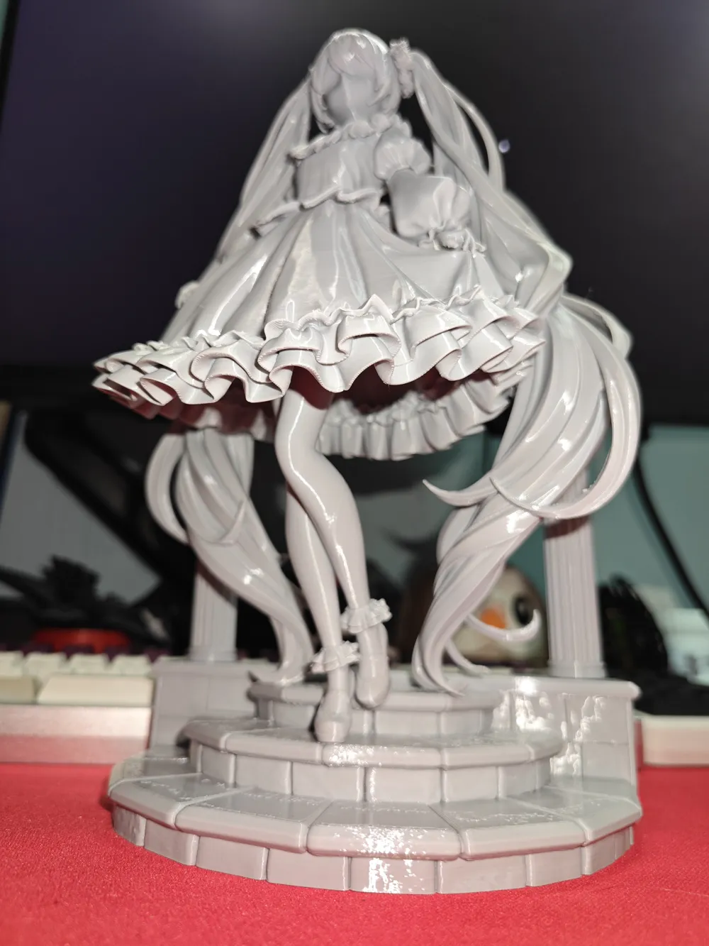 Hatsune Miku Vocaloid Miku Figurine - Free 3D Print Model - MakerWorld