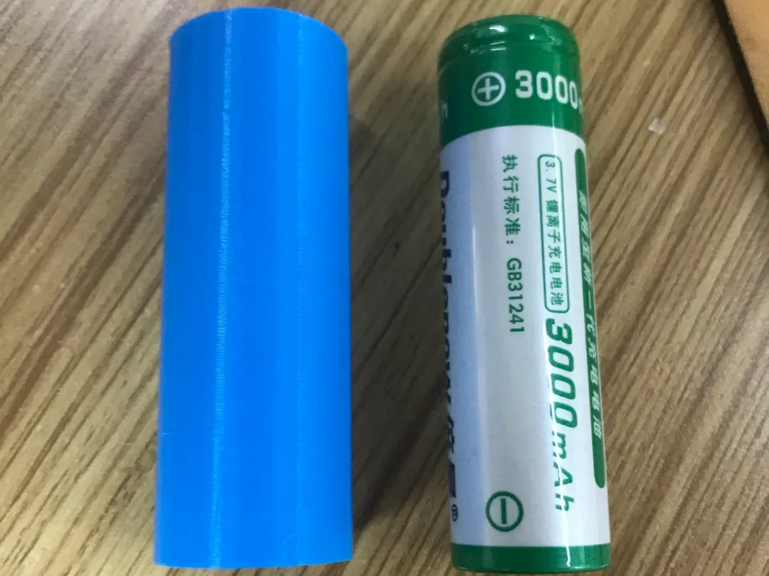 High-intensity flashlight, adapter for three AA batteries to 18650 ...