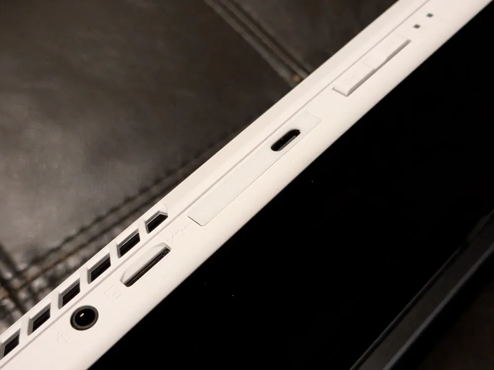 ROG Ally Z1/Z1E XGm Port Cover (Dock Port) Remixed by C3D ...