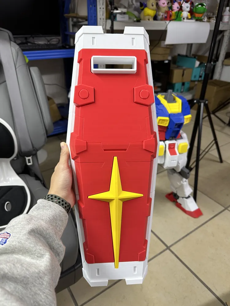 A one-meter scale RX-78-2 Gundam shield (slightly increased in height ...