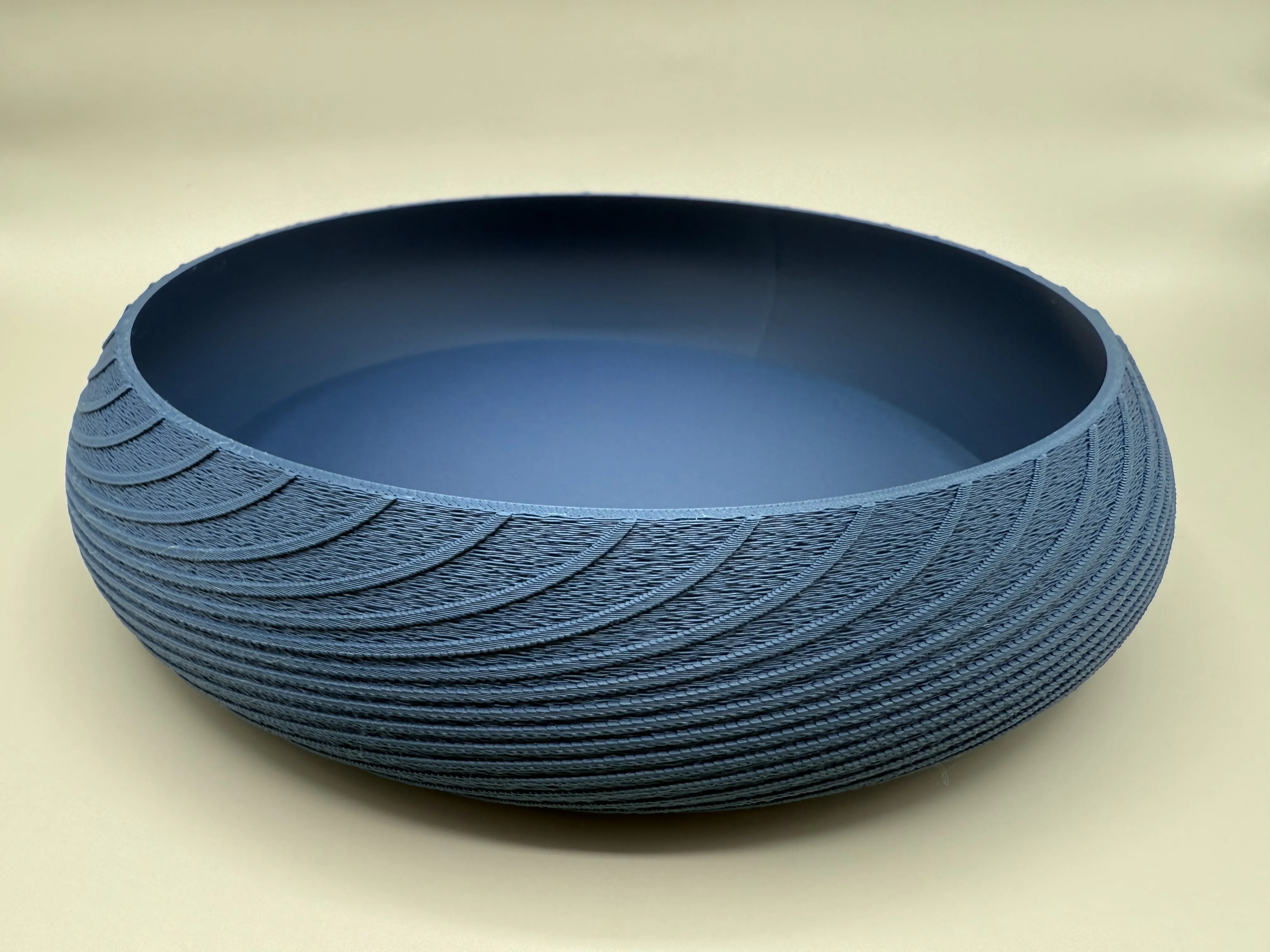 Modern Catch All / Centerpiece / Bowl | Filté - Free 3D Print Model ...