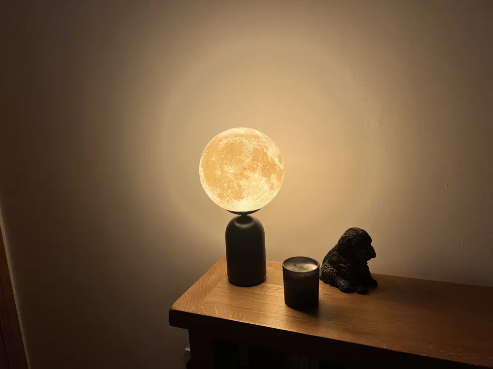 Lithophane Moon by Dimensional_WhiMakerWorld: Download Free 3D Models