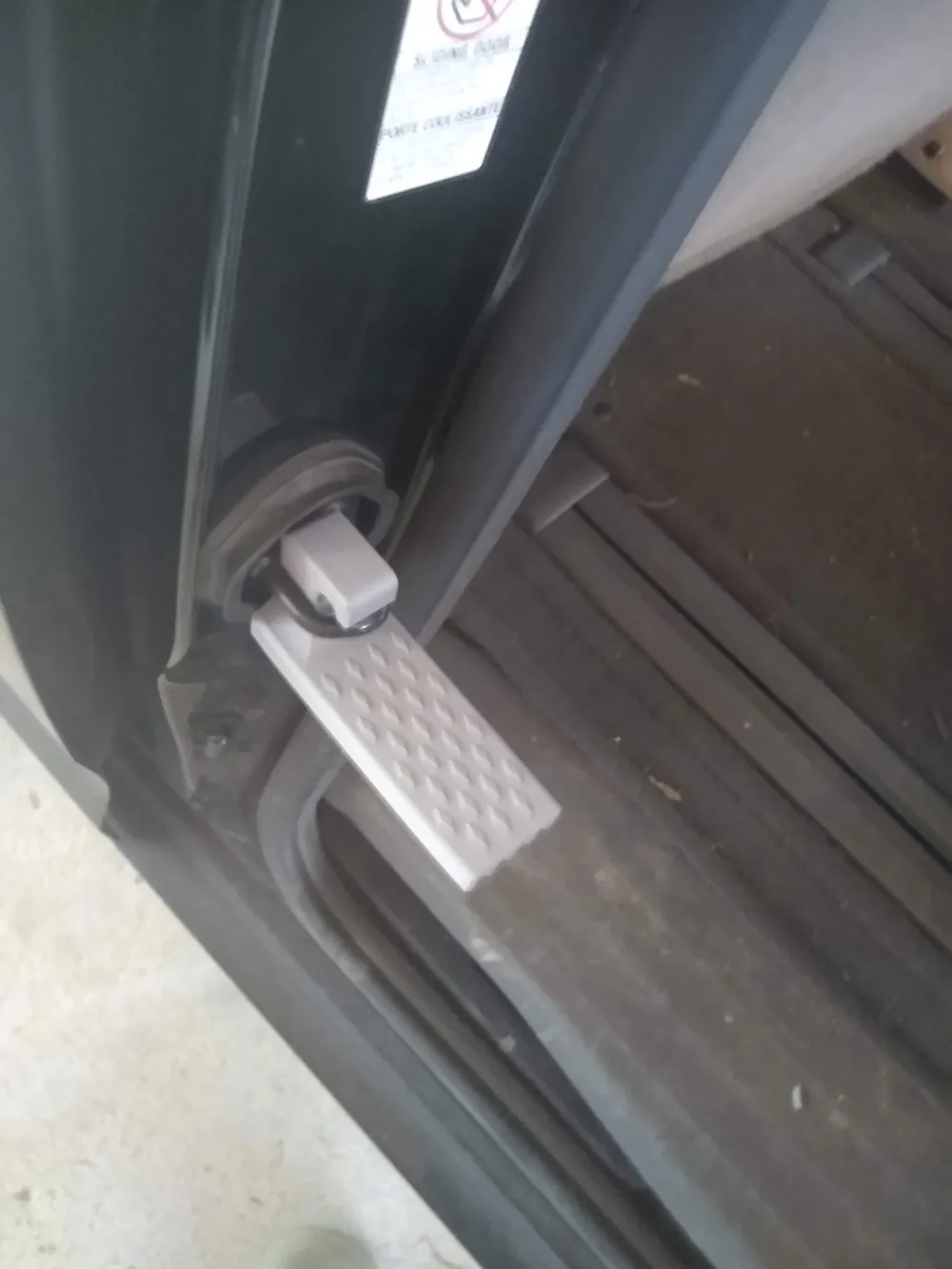 Foothold for Car Door Latch - Free 3D Print Model - MakerWorld