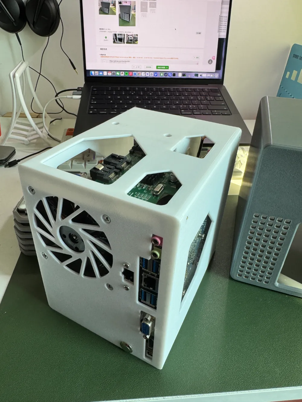NAS-ITX-2.5 Remixed by herner MakerWorld: Download Free 3D Models